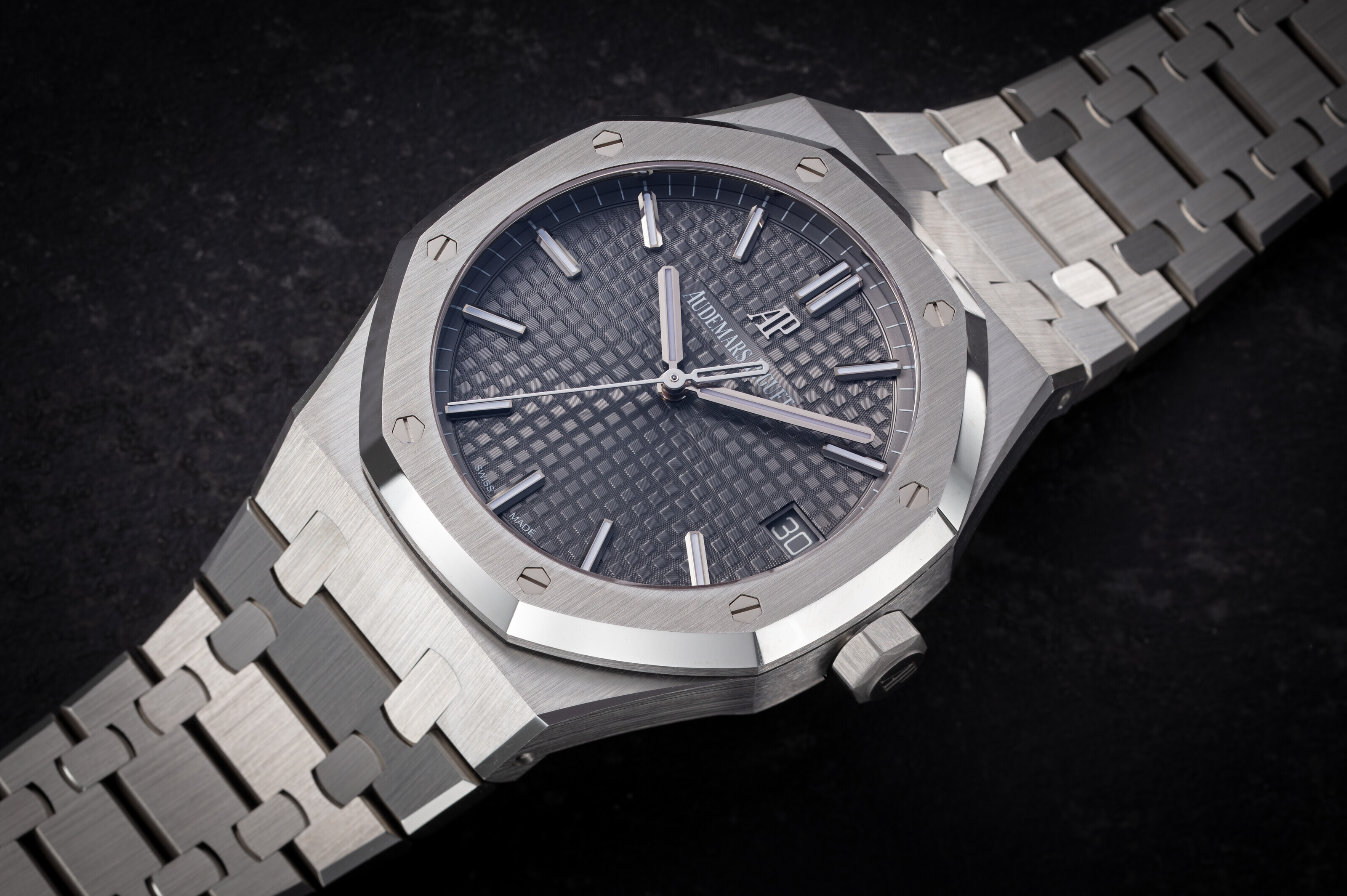 AUDEMARS PIGUET, ROYAL OAK REF. 15500ST, A FINE STEEL AUTOMATIC ...