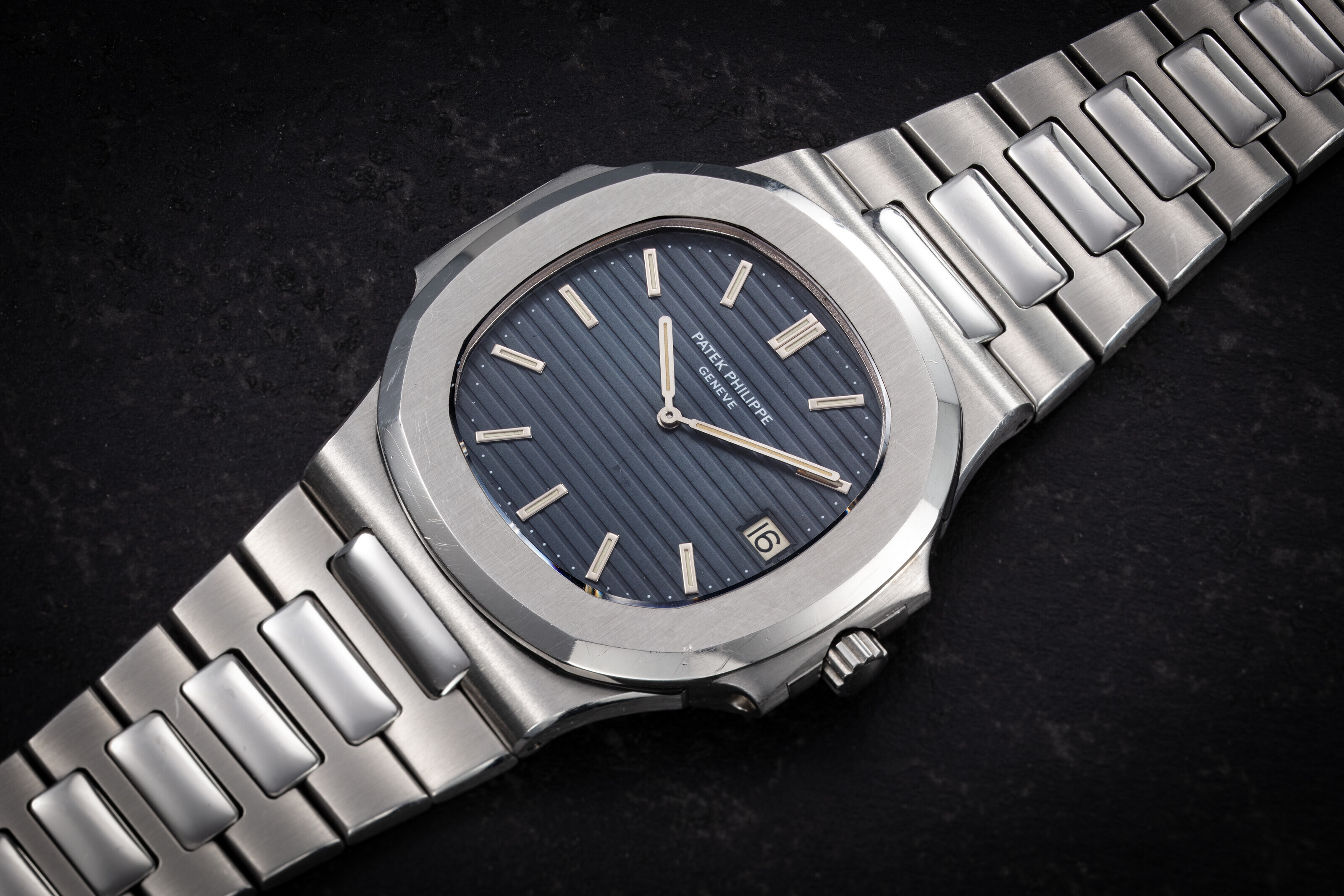 PATEK PHILIPPE, NAUTILUS REF. 3700/1A, A RARE STEEL AUTOMATIC ...