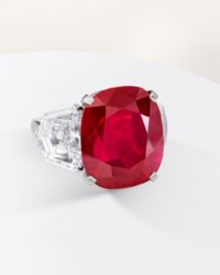 'THE SUNRISE RUBY'SENSATIONAL CARTIER RUBY AND DIAMOND RING | Christie's