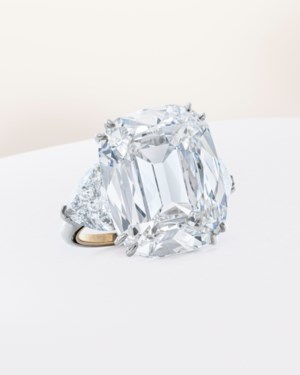 RARE DIAMOND RING | Christie's