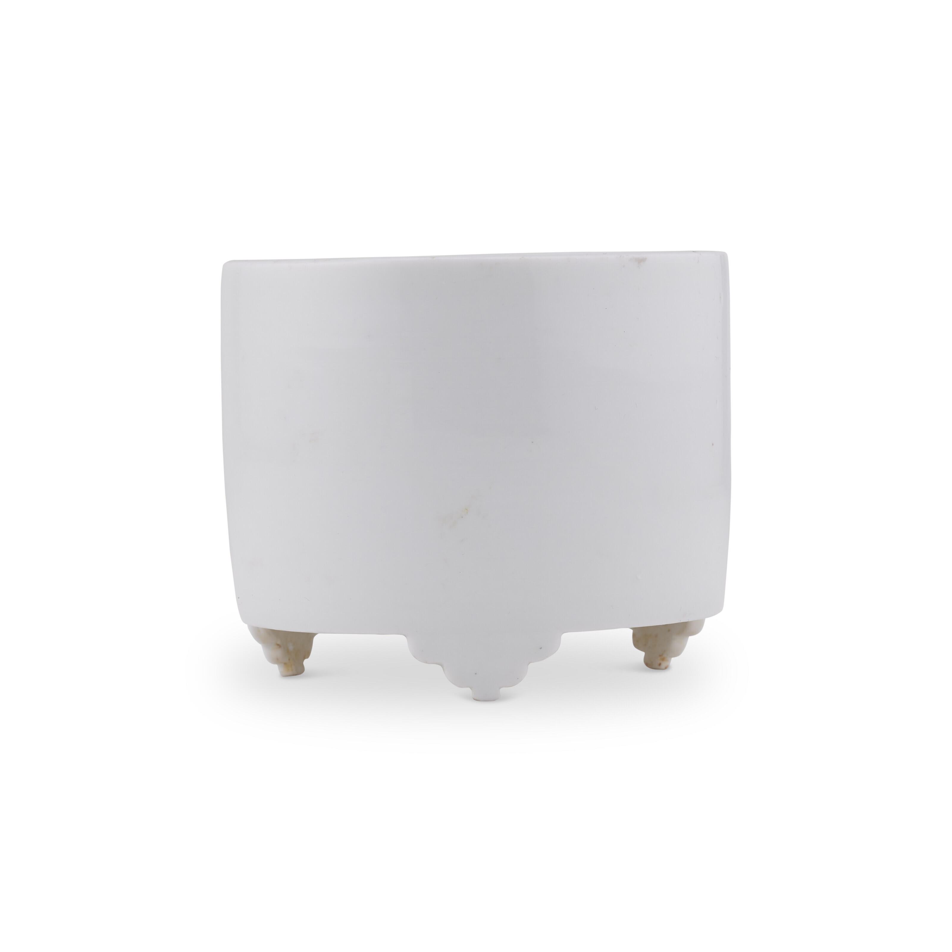 A SMALL DEHUA WHITE-GLAZED TRIPOD CENSER, QING DYNASTY (1644-1911 ...