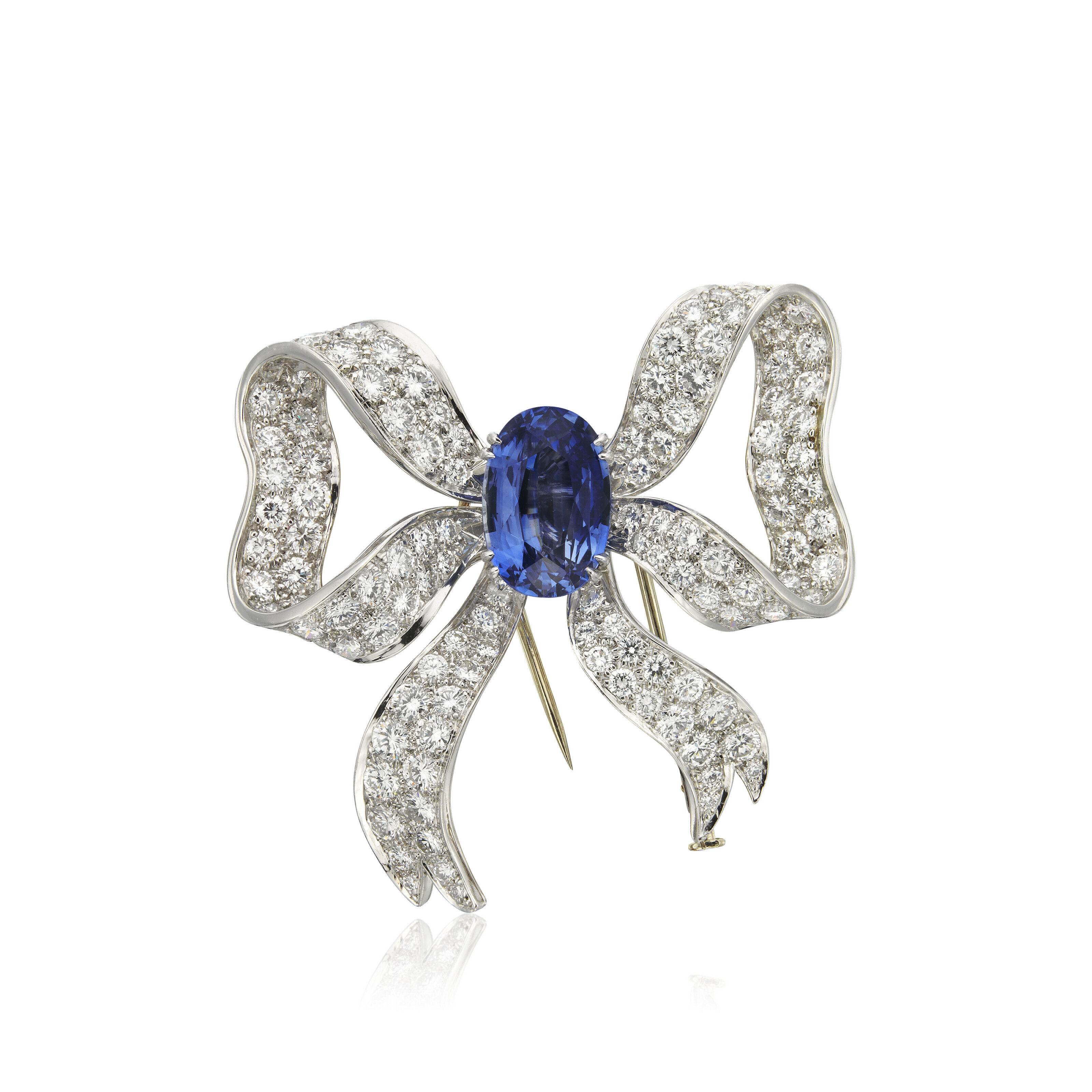 NO RESERVE - CHAUMET SAPPHIRE AND DIAMOND BROOCH, | Christie’s