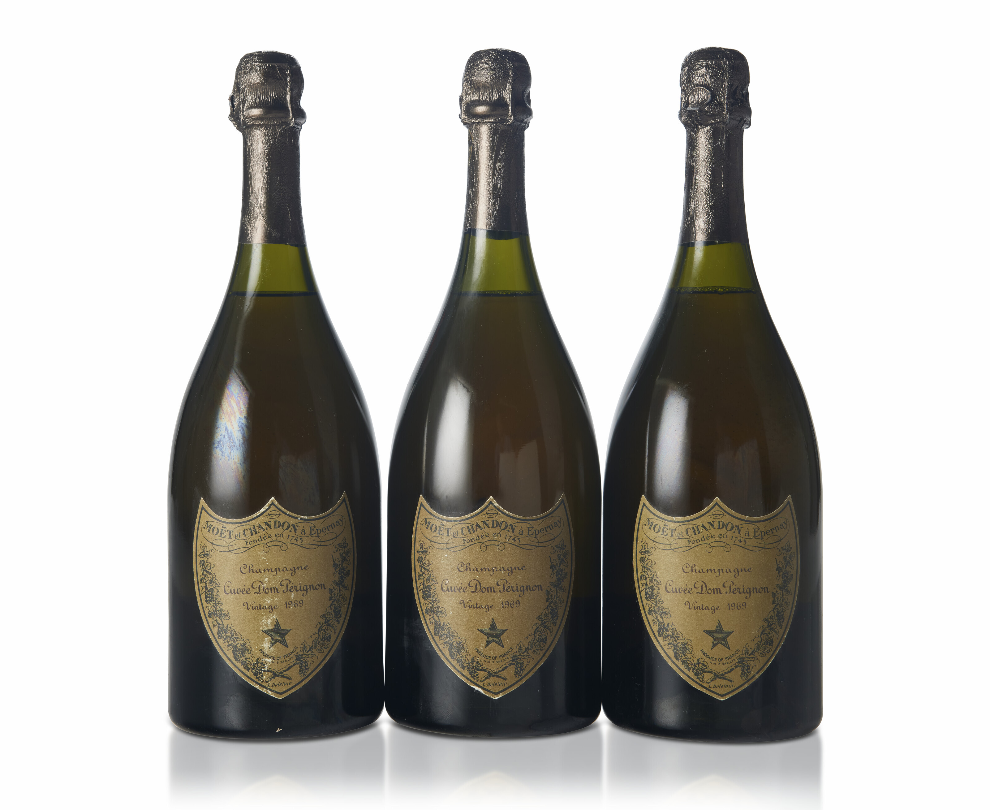 Dom Pérignon 1969, EpernaySlightly bin-soiled labelsLevels two 2.5cms ...