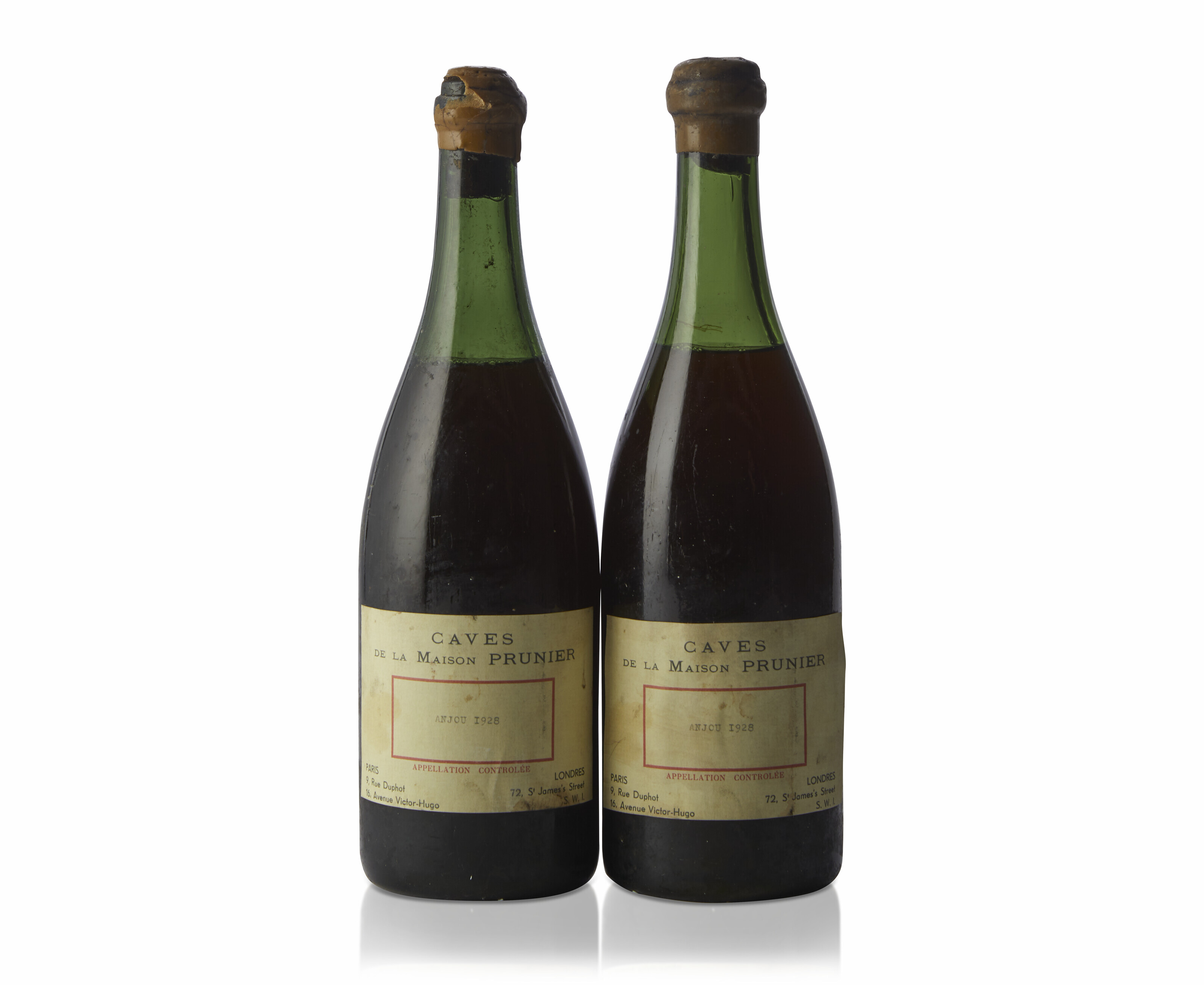 Caves de la Maison Prunier, Anjou 1928, LoireDamaged wax capsulesBin ...