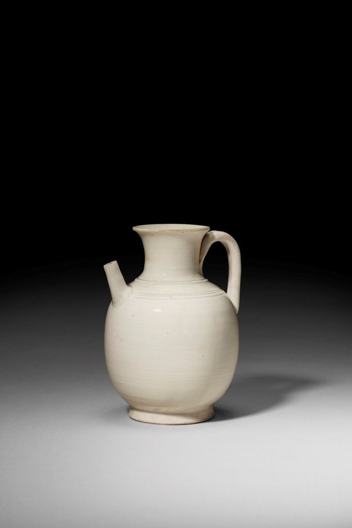 A DING-TYPE EWER, LATE TANG-FIVE DYNASTIES PERIOD, 10TH CENTURY ...