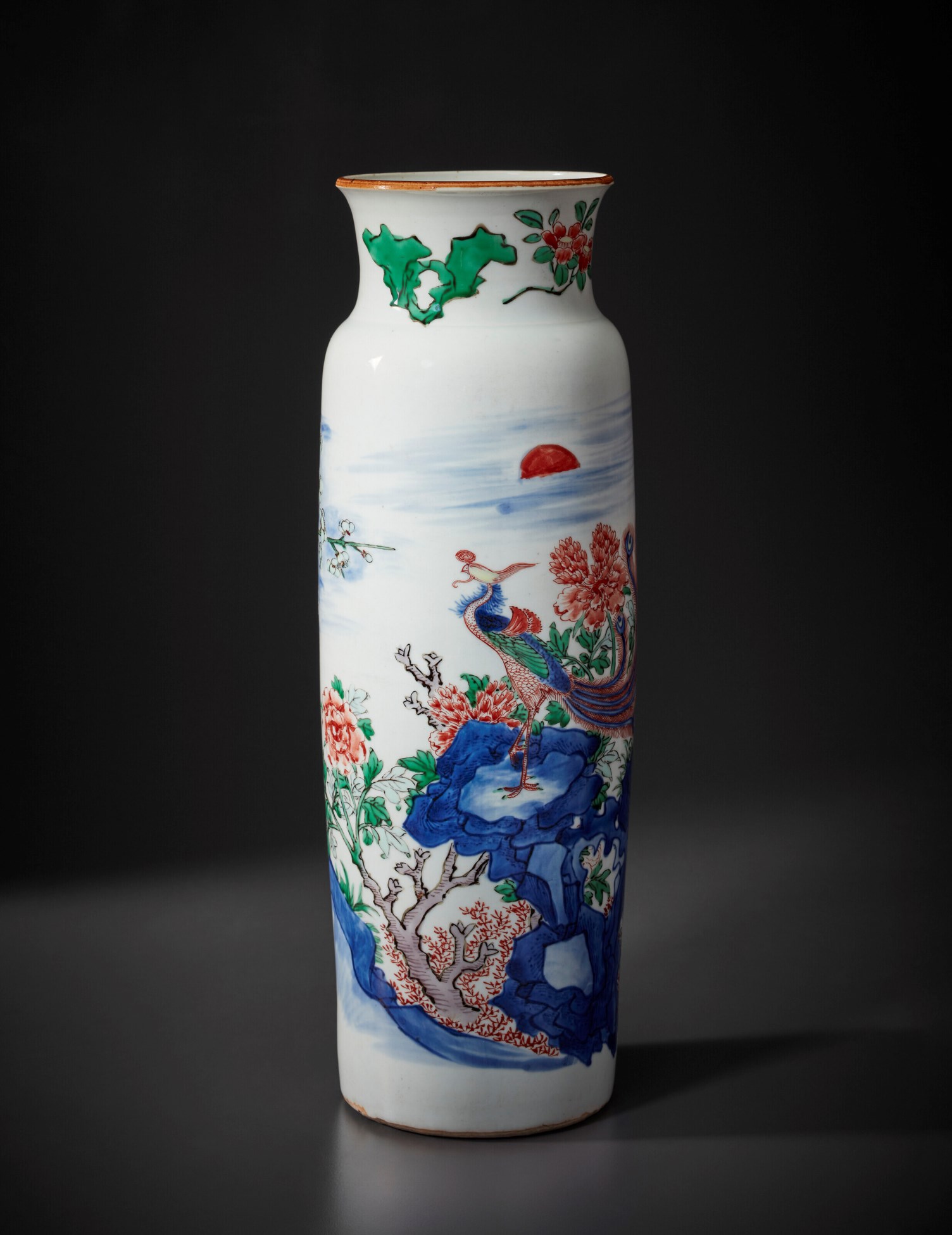 A SUPERB WUCAI `PHOENIX' SLEEVE VASE, CHONGZHEN-SHUNZHI PERIOD, 1640 ...