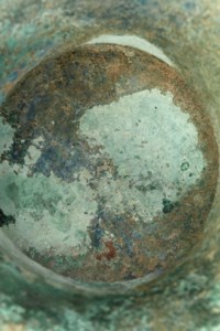 A RARE LARGE BRONZE TRIPOD WINE VESSEL, JIA, SHANG DYNASTY, EARLY ...