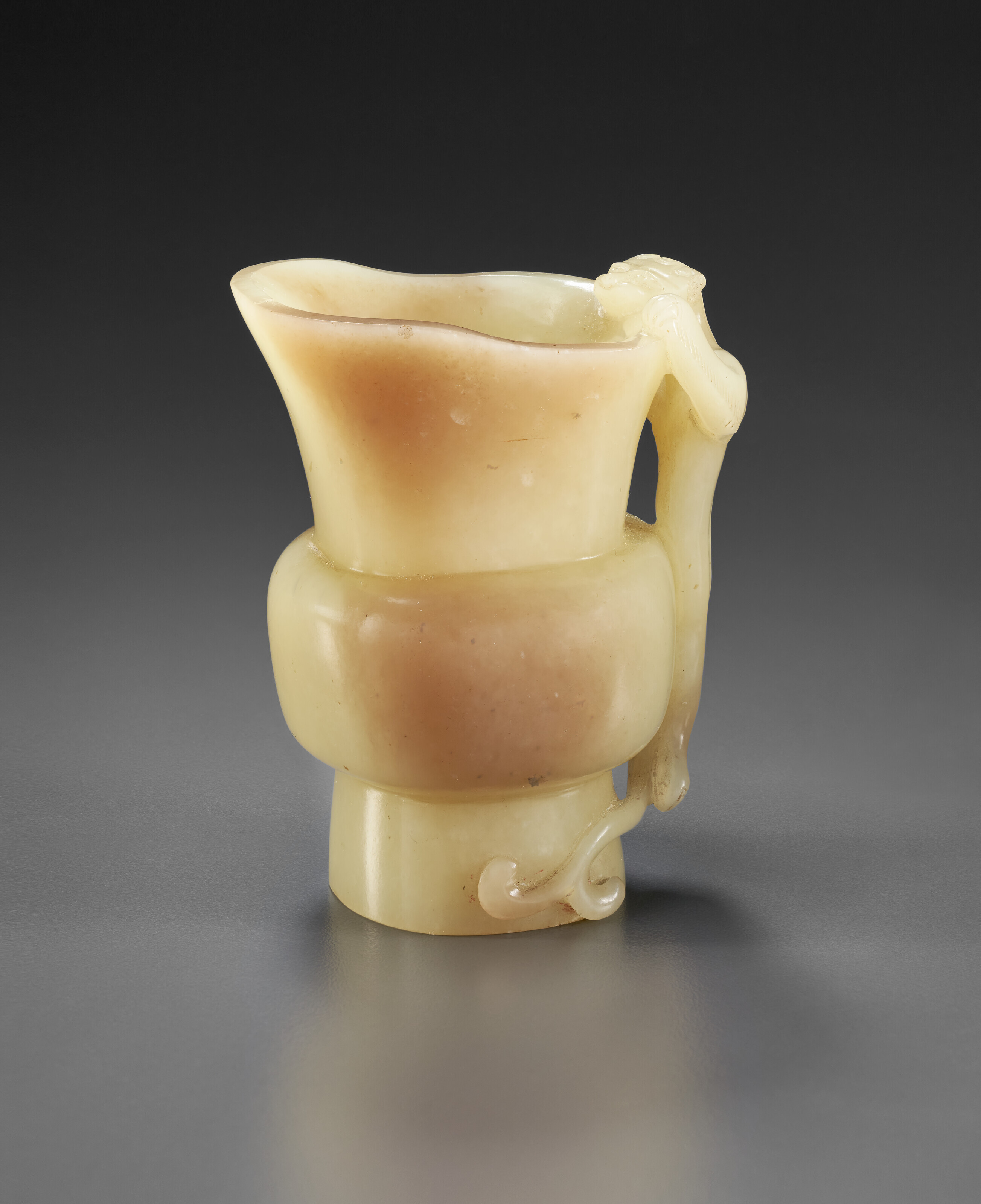 A PALE GREENISH-WHITE JADE `ENDLESS KNOT' PENDANT, 18TH-19TH CENTURY ...