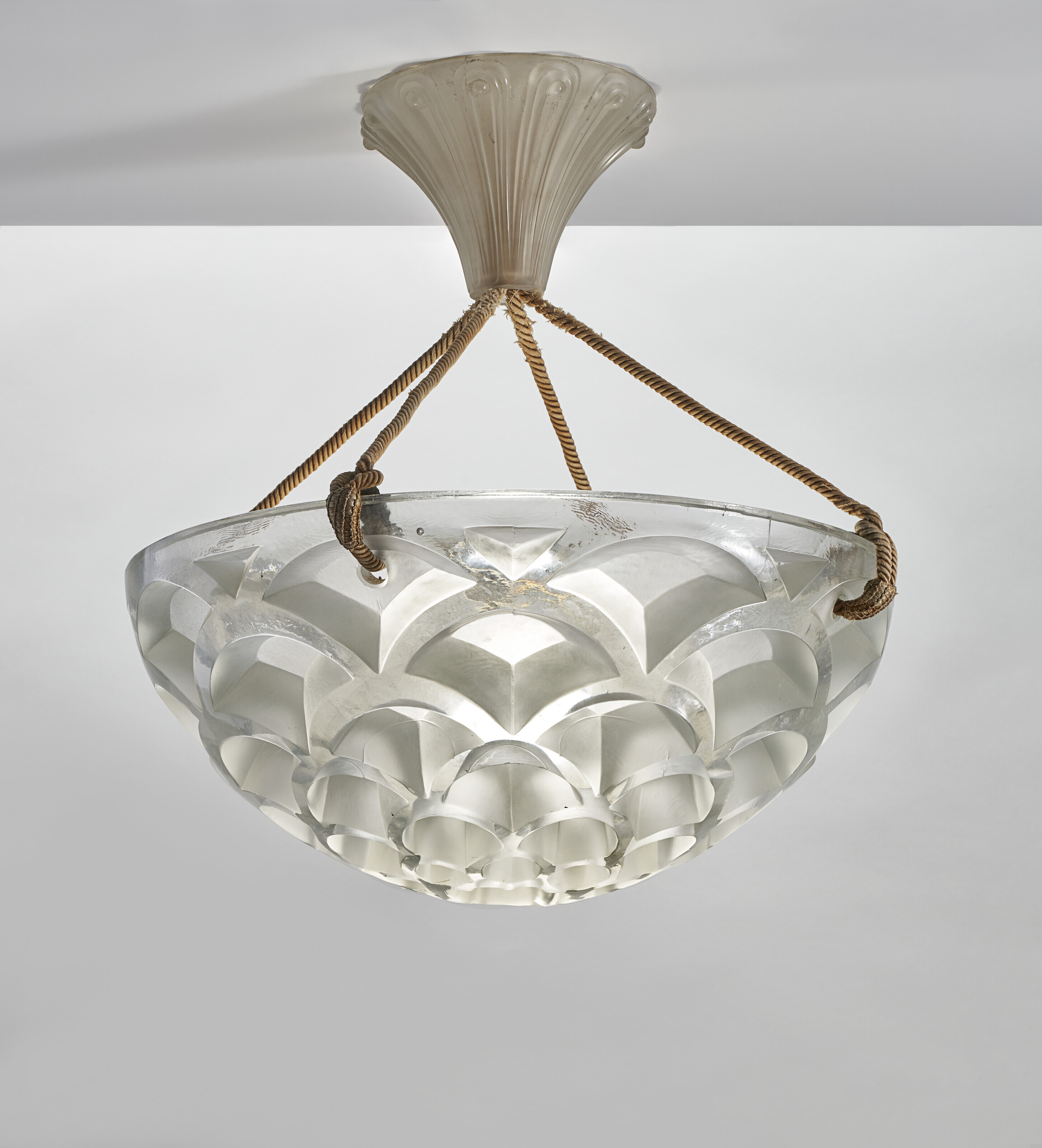 RENÉ LALIQUE (1860-1945), ‘Rinceaux’ Chandelier, model introduced 1926 ...