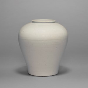 A WHITE PORCELAIN JAR, JOSEON DYNASTY (15TH-16TH CENTURY) | Christie's