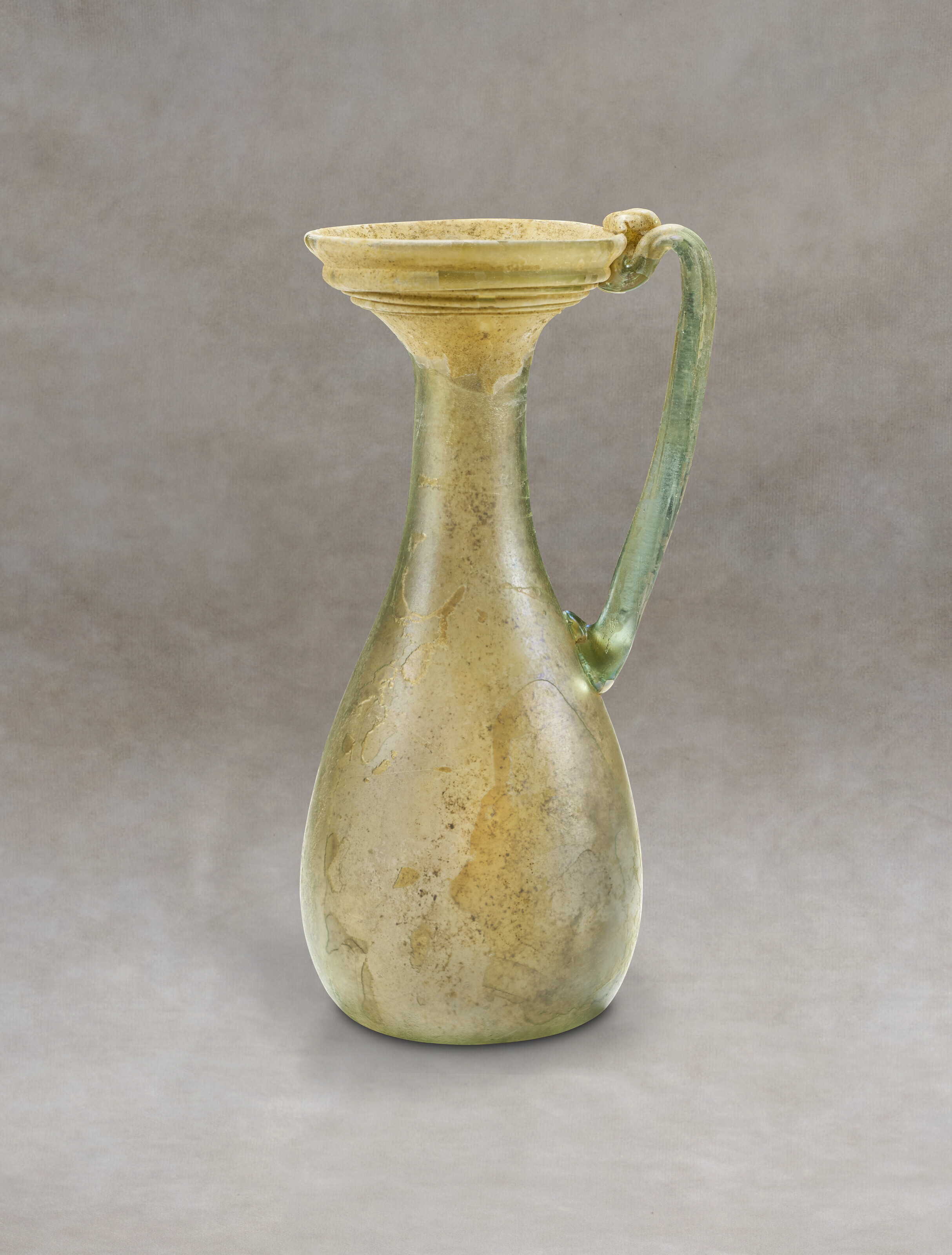 Collecting guide: Roman glass from antiquity | Christie's