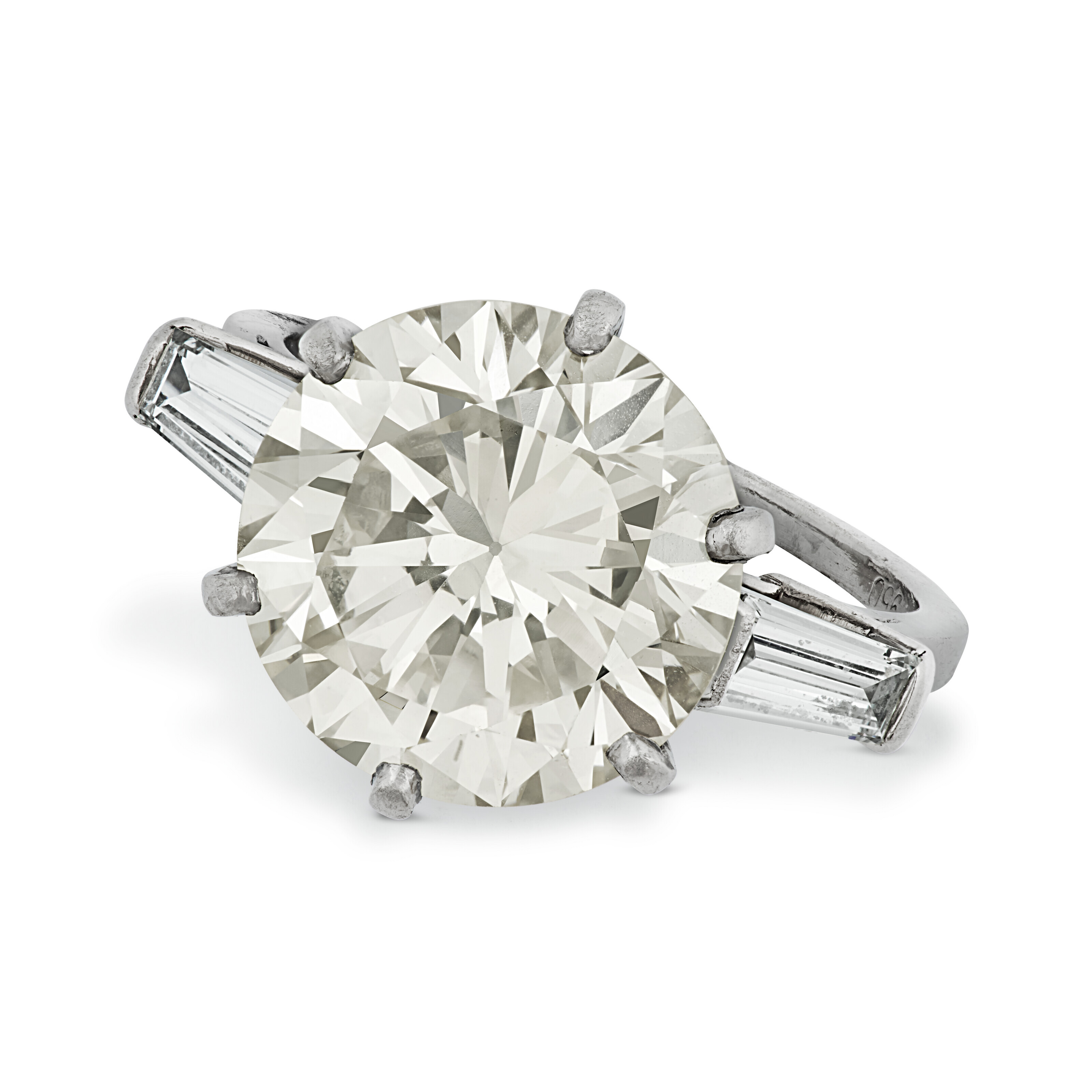 DIAMOND RING MOUNTED BY VAN CLEEF & ARPELS, | Christie’s