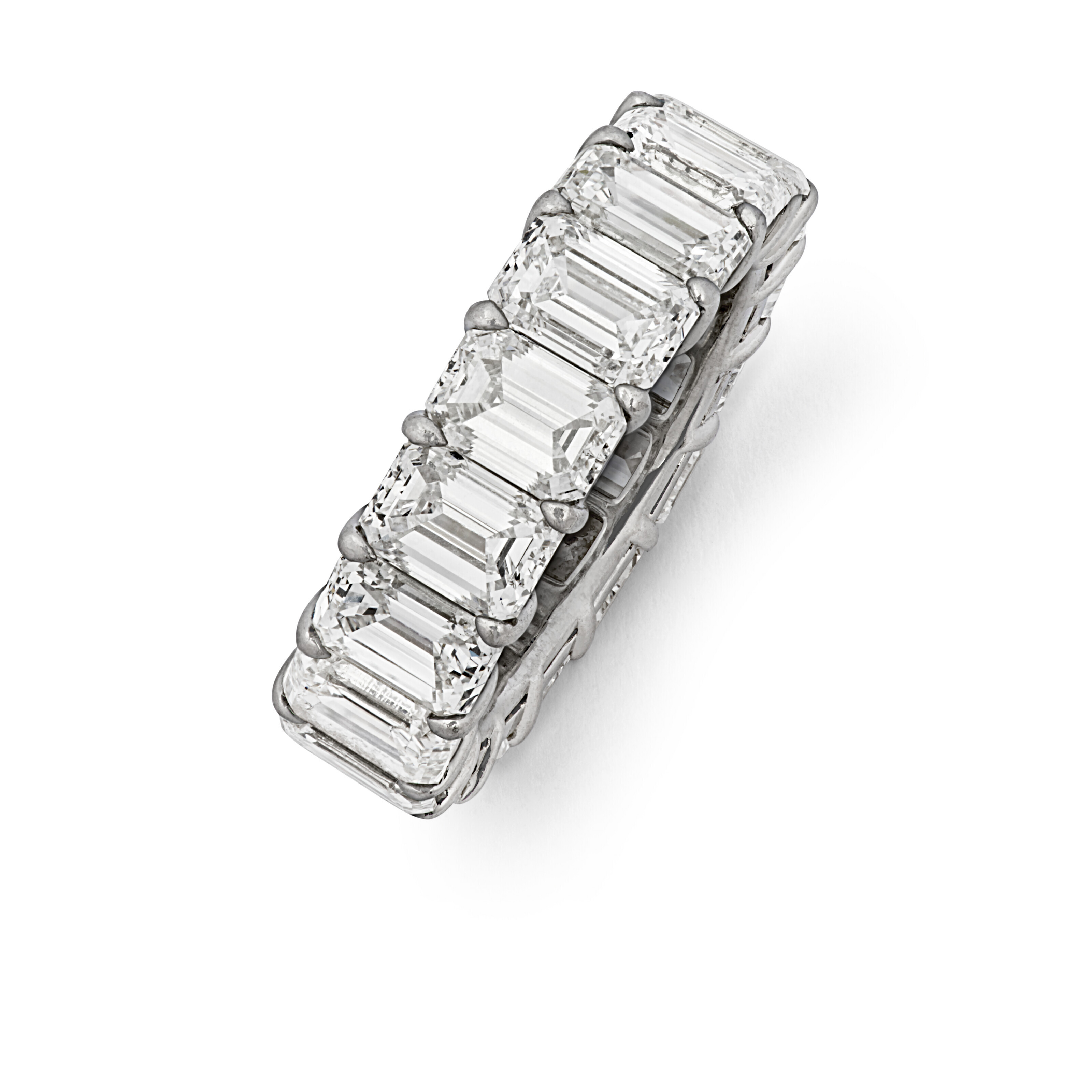 GRAFF DIAMOND RING, | Christie’s