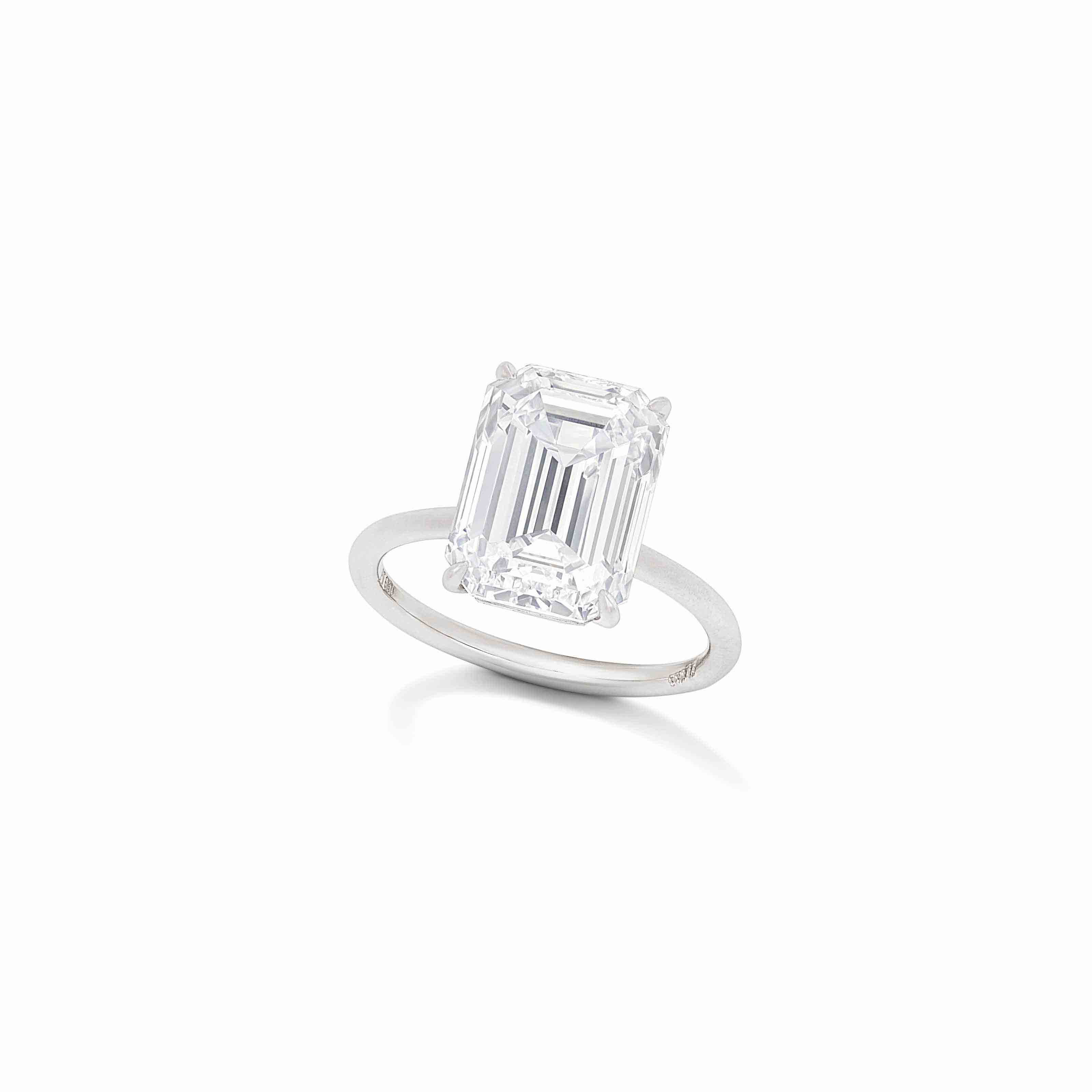 NO RESERVE | DIAMOND RING, | Christie’s