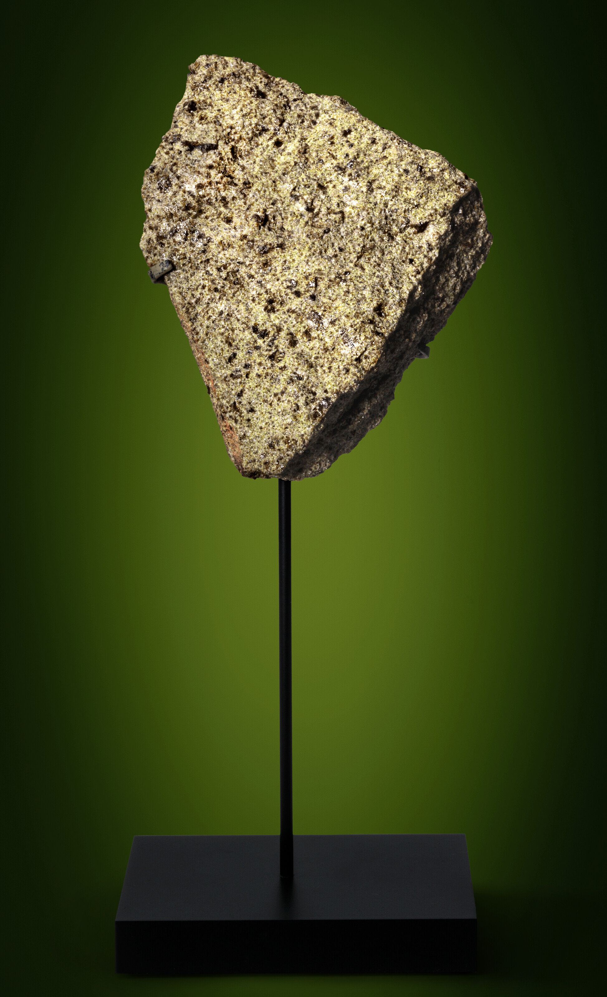 UNIQUE METEORITE NWA 6704 — AN ENIGMATIC GLEAMING ROCK FROM OUTER SPACE ...