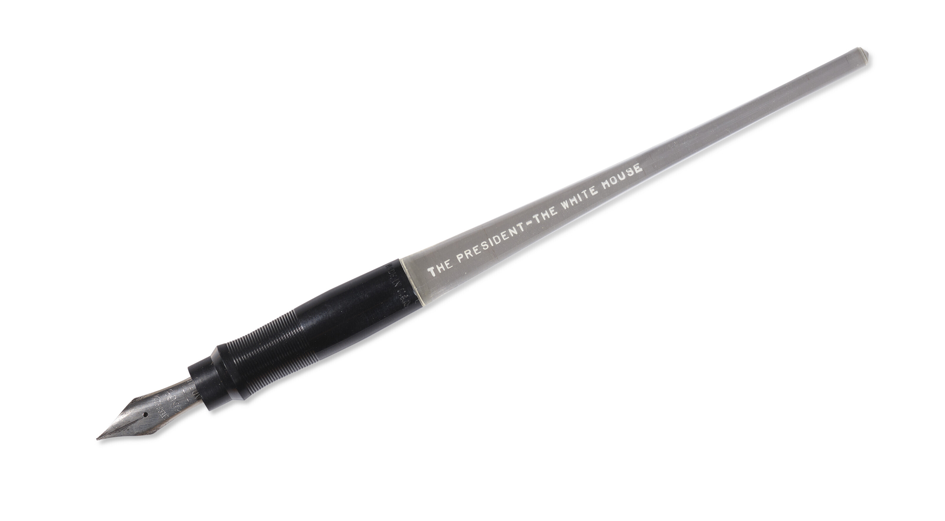 A pen used to sign the Voting Rights Act of 1965, Lyndon Johnson, 6 ...