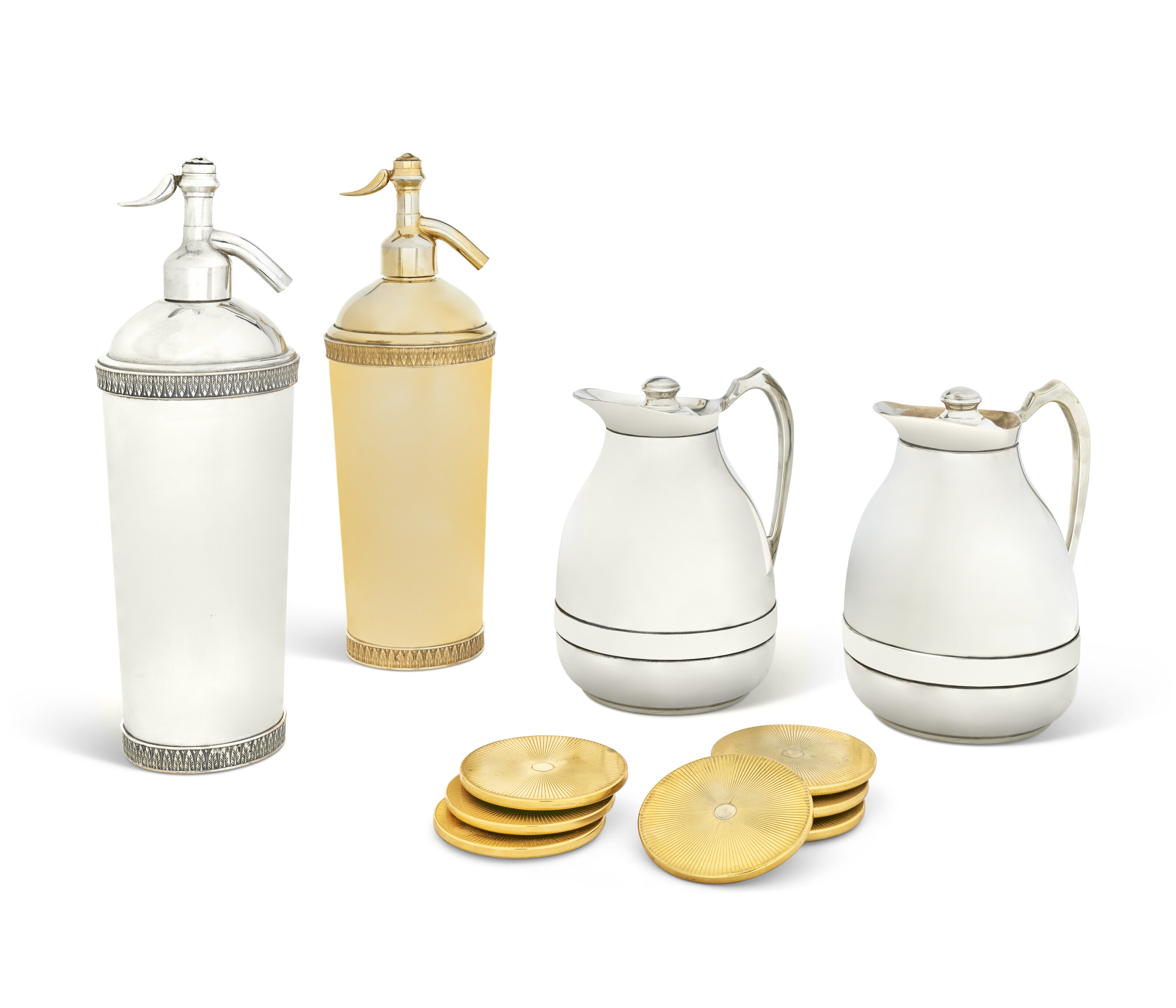 A PAIR OF CHROME COFFEE POTS AND A PAIR OF METAL SYPHON BOTTLES, THE ...