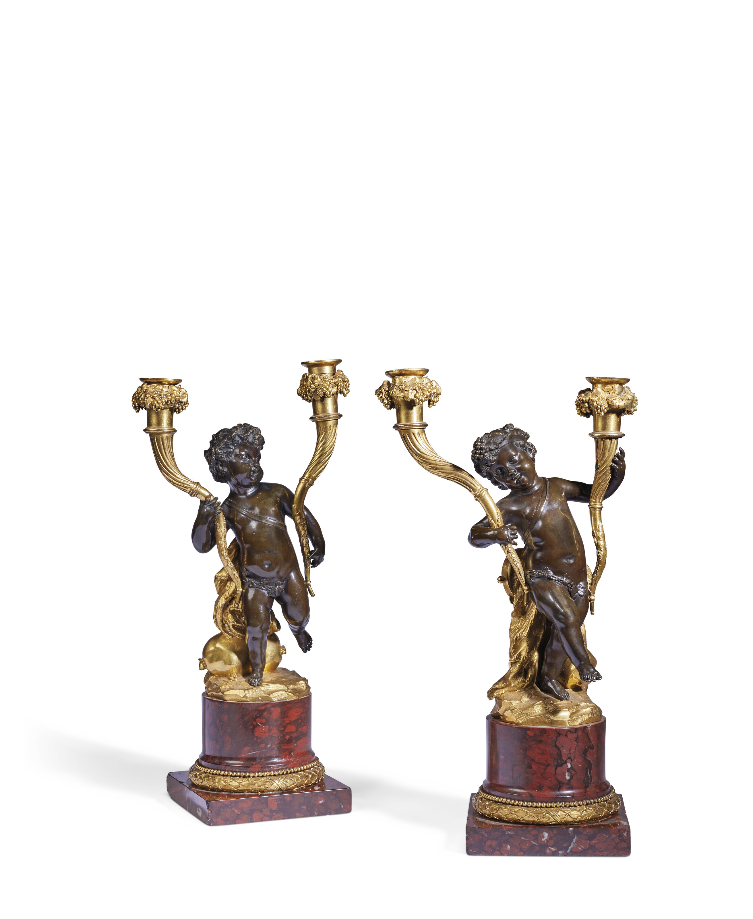 PAIRE DE CANDELABRES D'EPOQUE RESTAURATION, VERS 1830, D'APRES UN ...