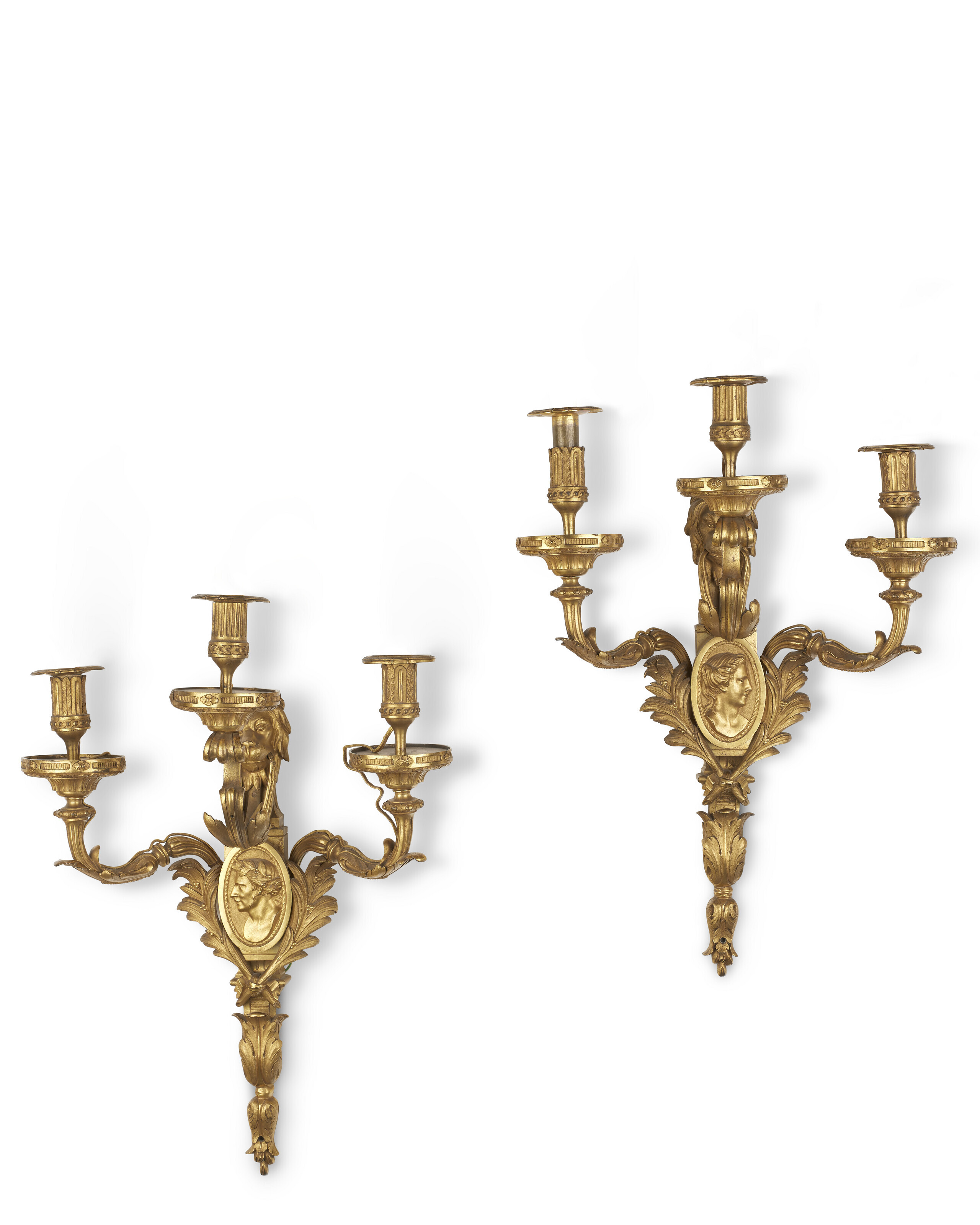 PAIRE D'APPLIQUES D'EPOQUE LOUIS XVI, DERNIER QUART DU XVIIIE SIECLE ...