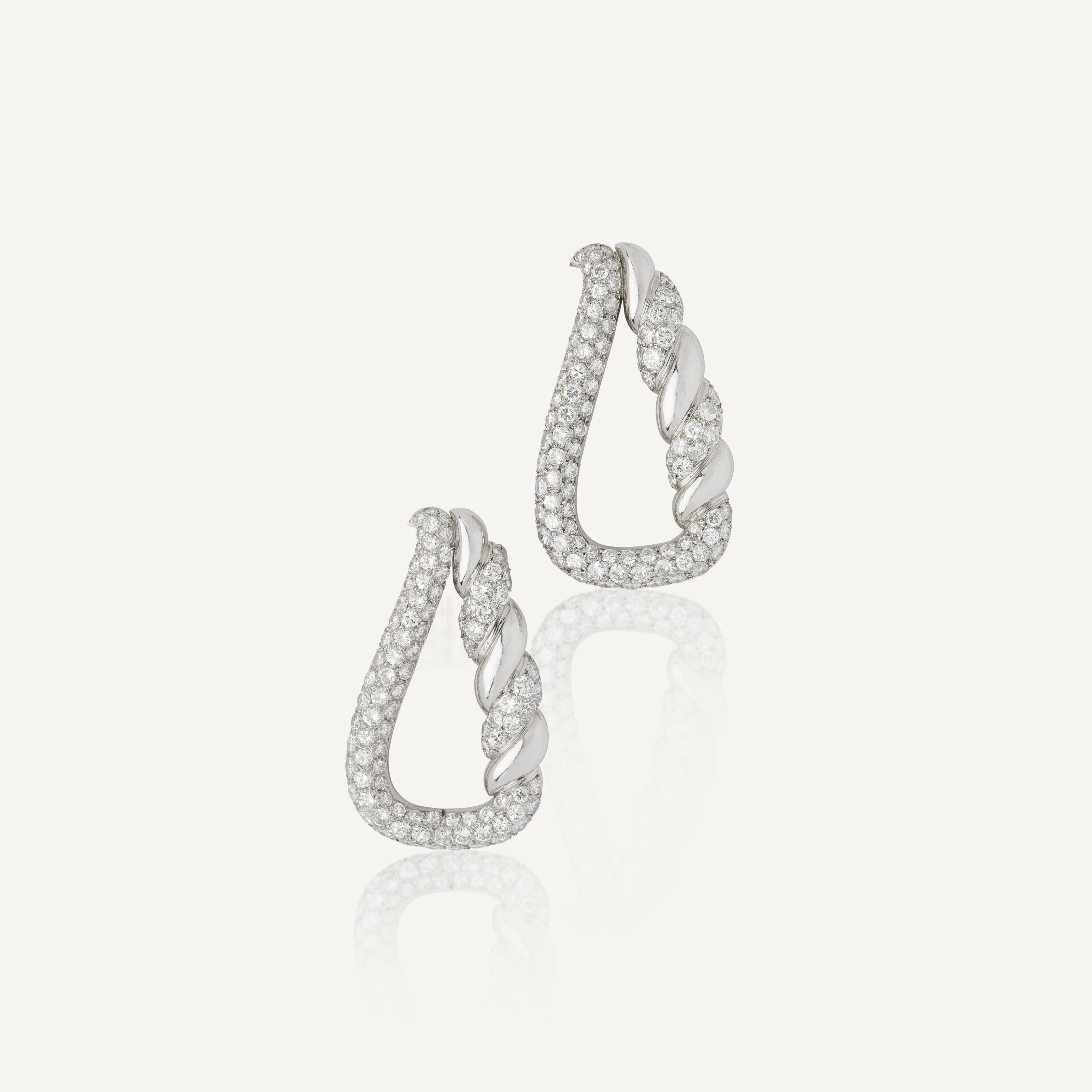 SUZANNE BELPERRON PAIRE DE CLIPS DIAMANTS, | Christie’s