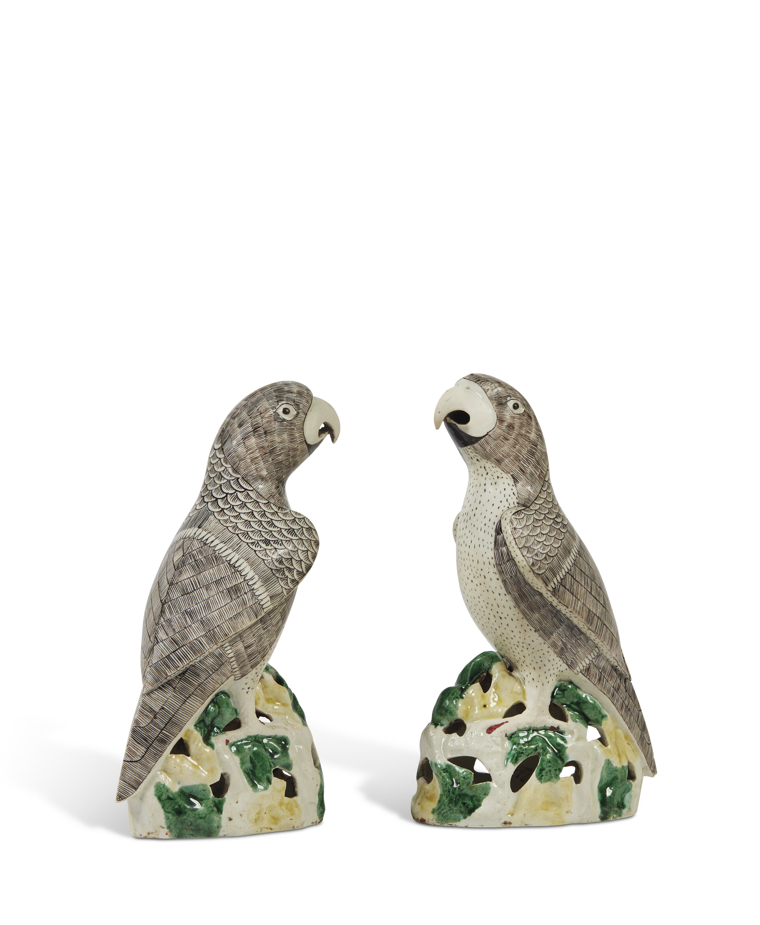 A PAIR OF FAMILLE VERTE BISCUIT FIGURES OF PARROTS, CHINA, QING DYNASTY ...