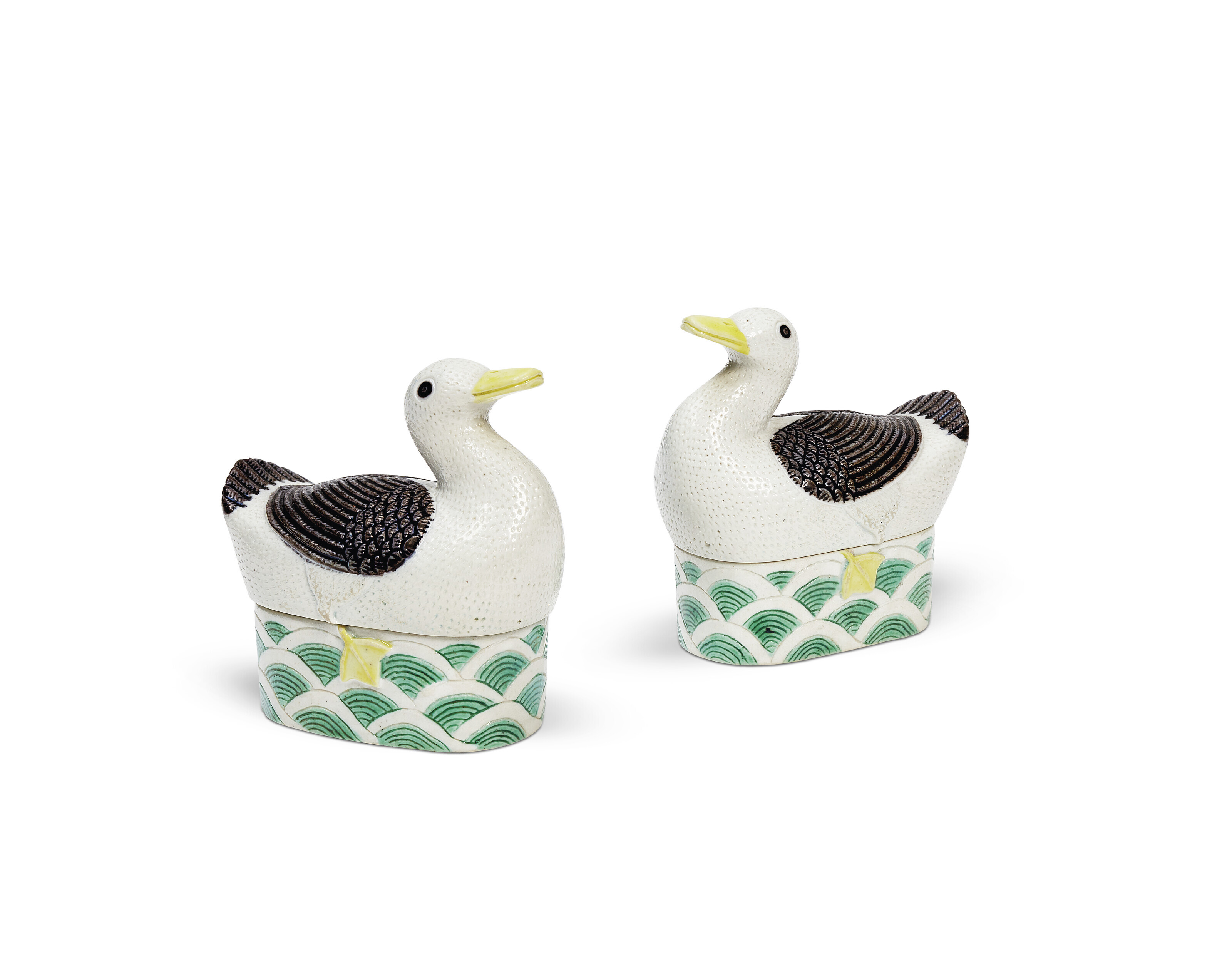 A PAIR OF FAMILLE VERTE BISCUIT DUCK-FORM BOXES AND COVERS, CHINA, QING ...