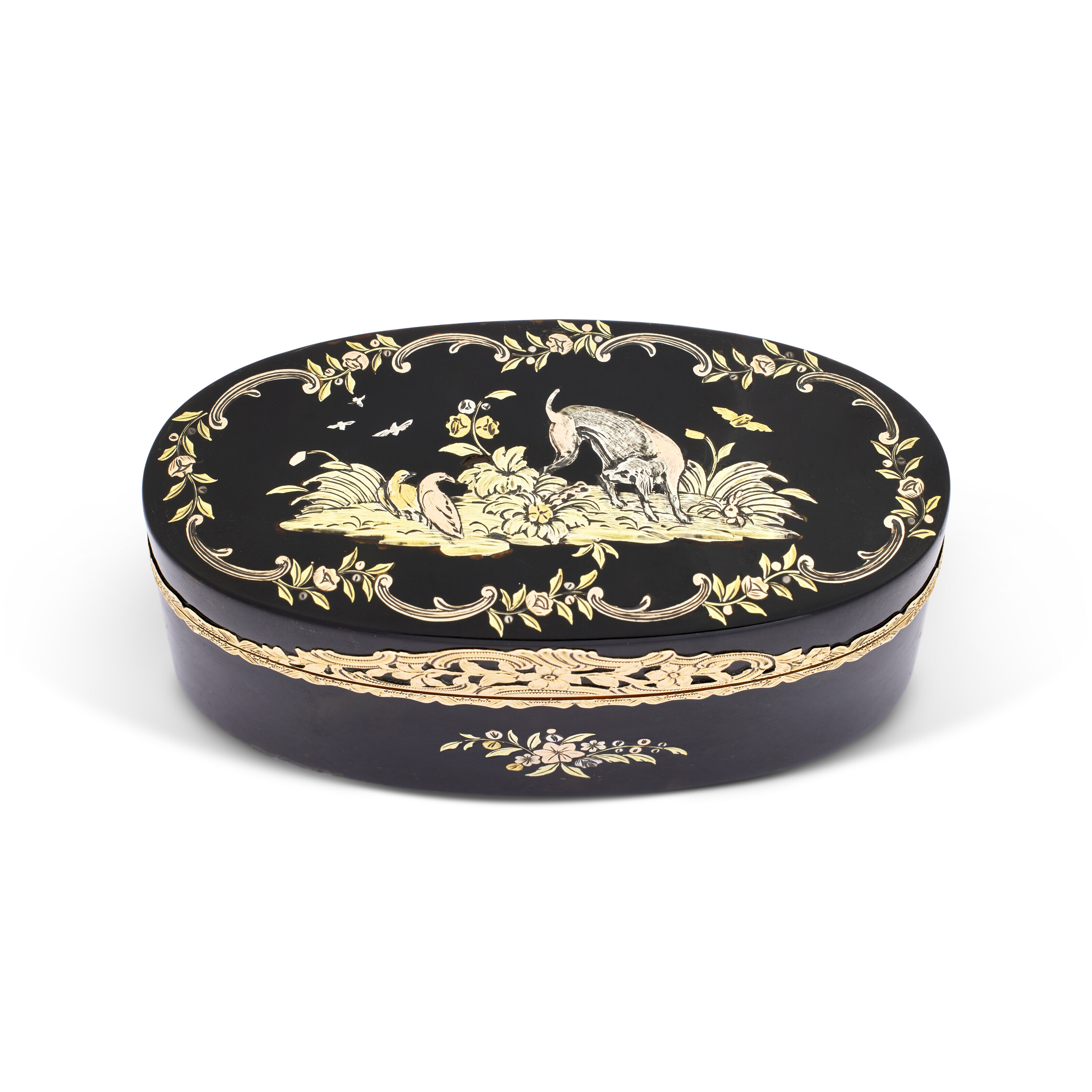 TABATIÈRE D'ÉPOQUE LOUIS XV EN ÉCAILLE DE TORTUE ET EN OR PIQUÉ POSÉ DE ...