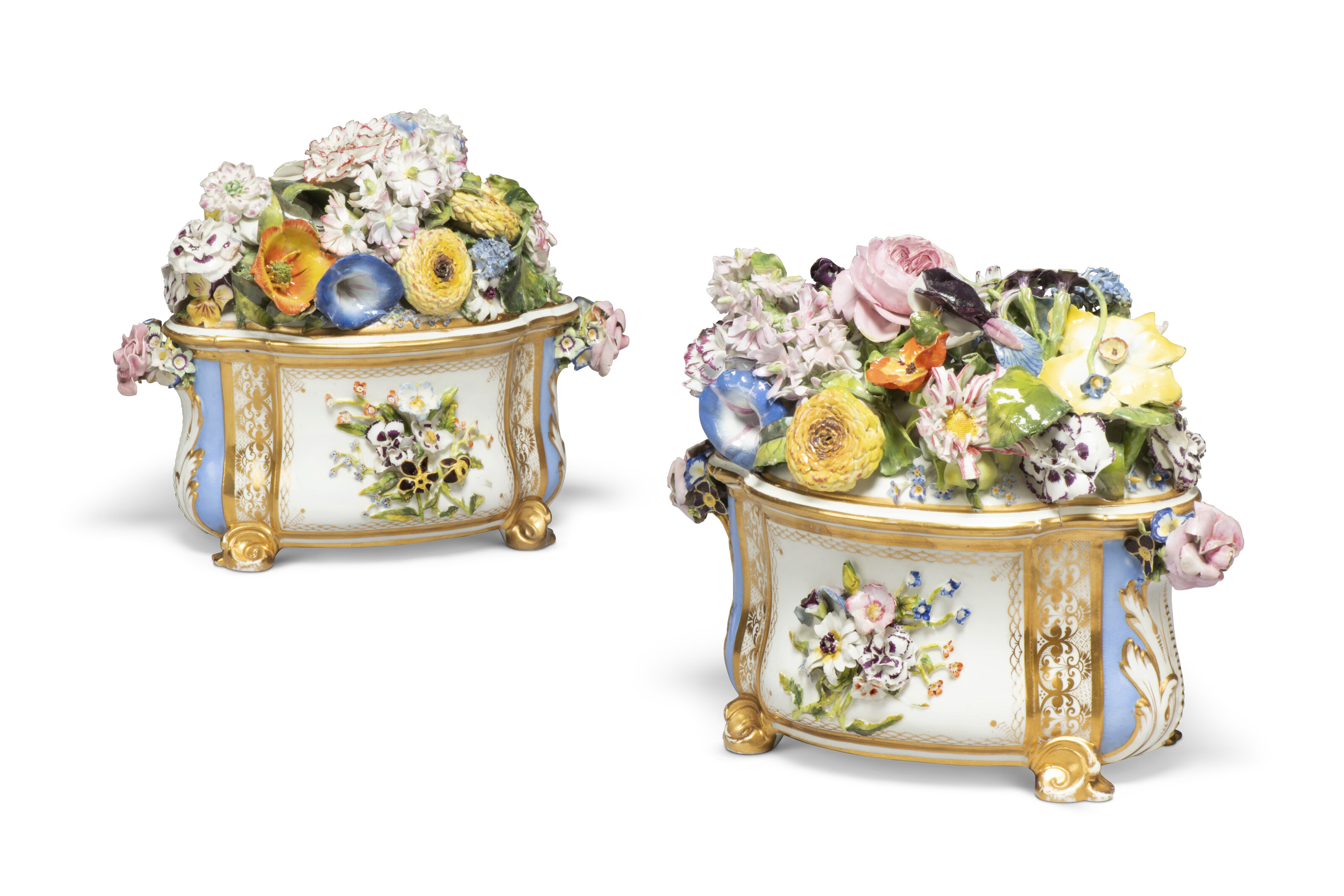 A PAIR OF DERBY (BLOOR) PORCELAIN FLOWER-ENCRUSTED BOMBE-SHAPED BOUGH ...