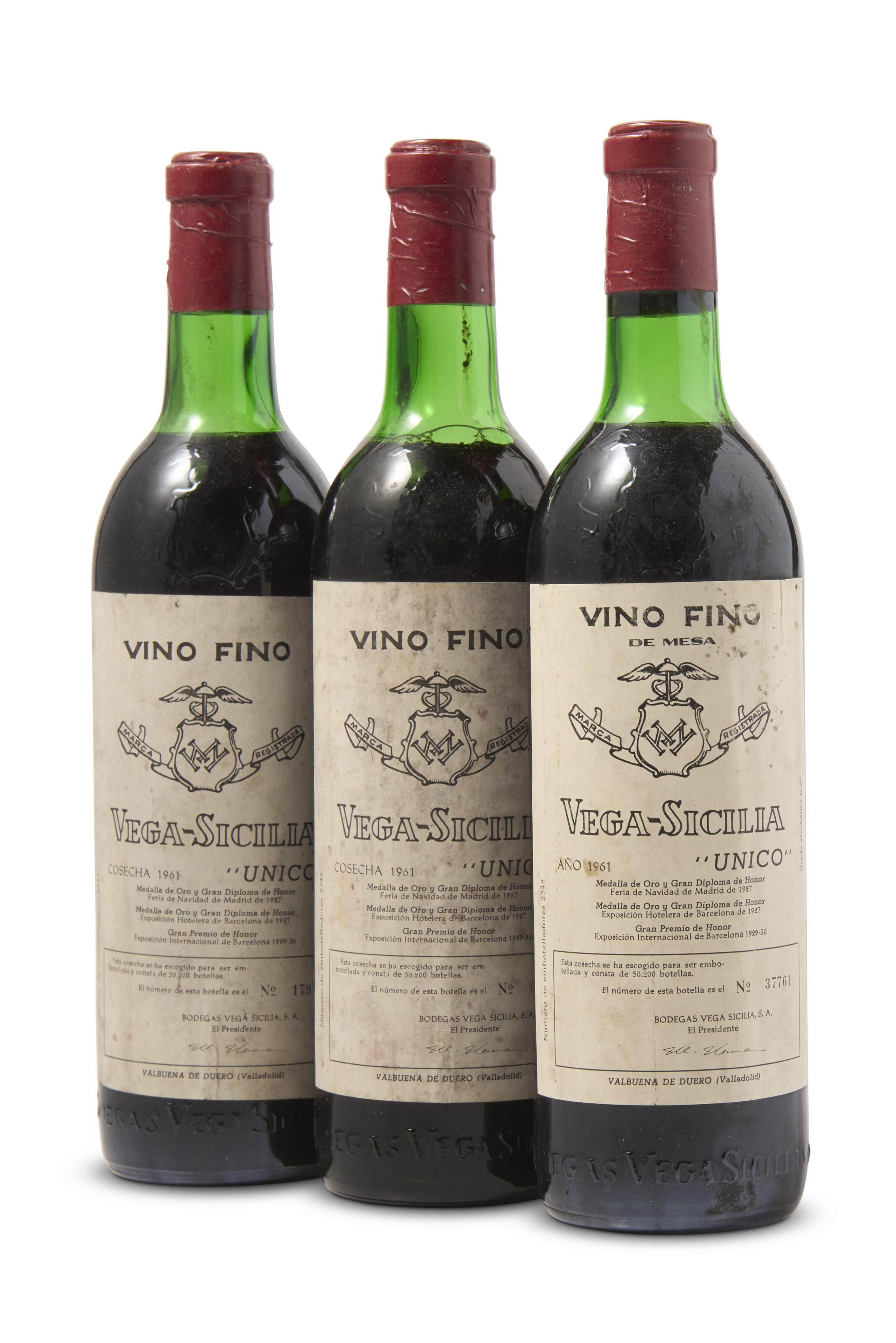 Vega Sicilia, Único, Ribera del Duero 1961, Three bottles in original ...