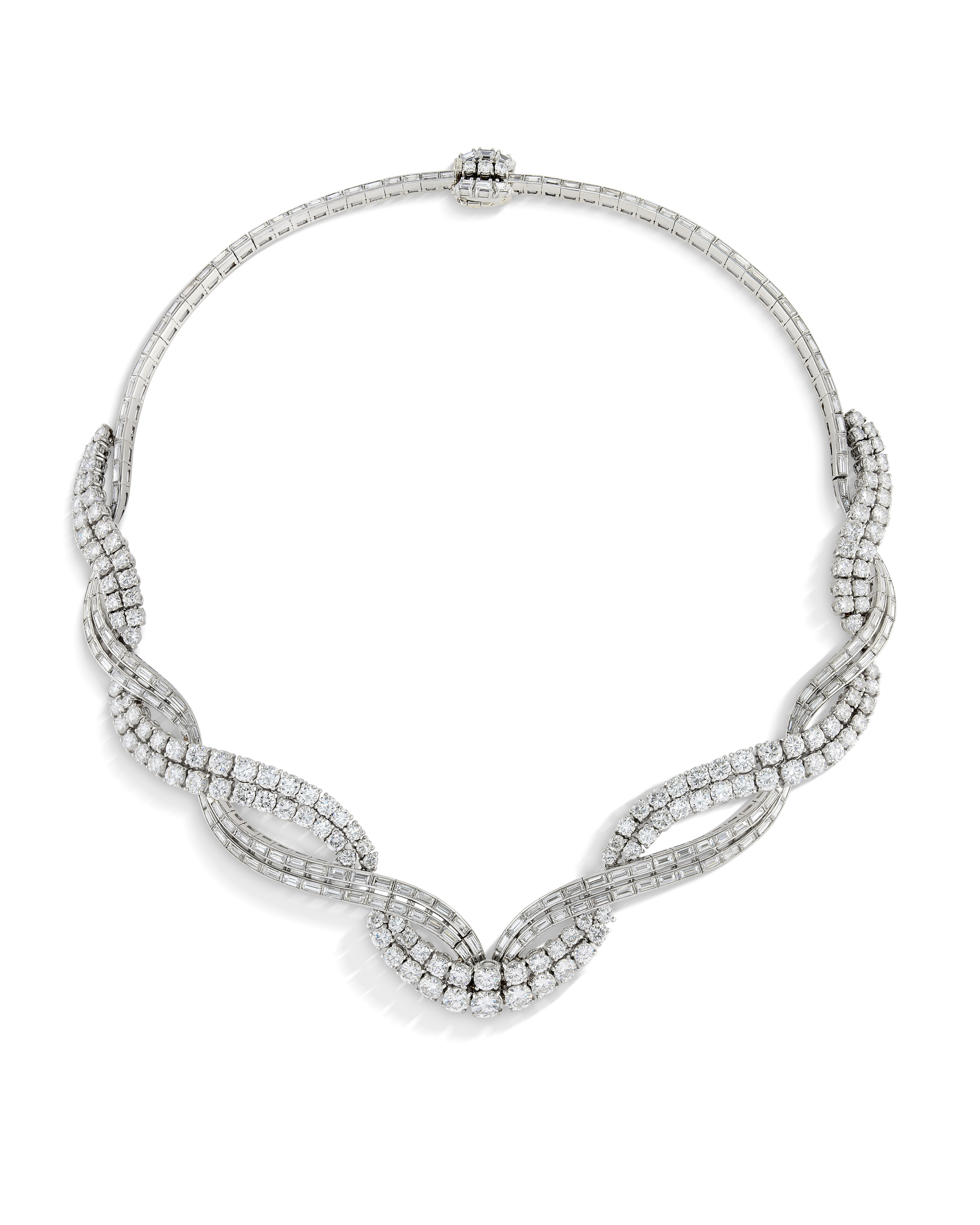 RARE GRAFF SAPPHIRE AND DIAMOND RING | Christie's