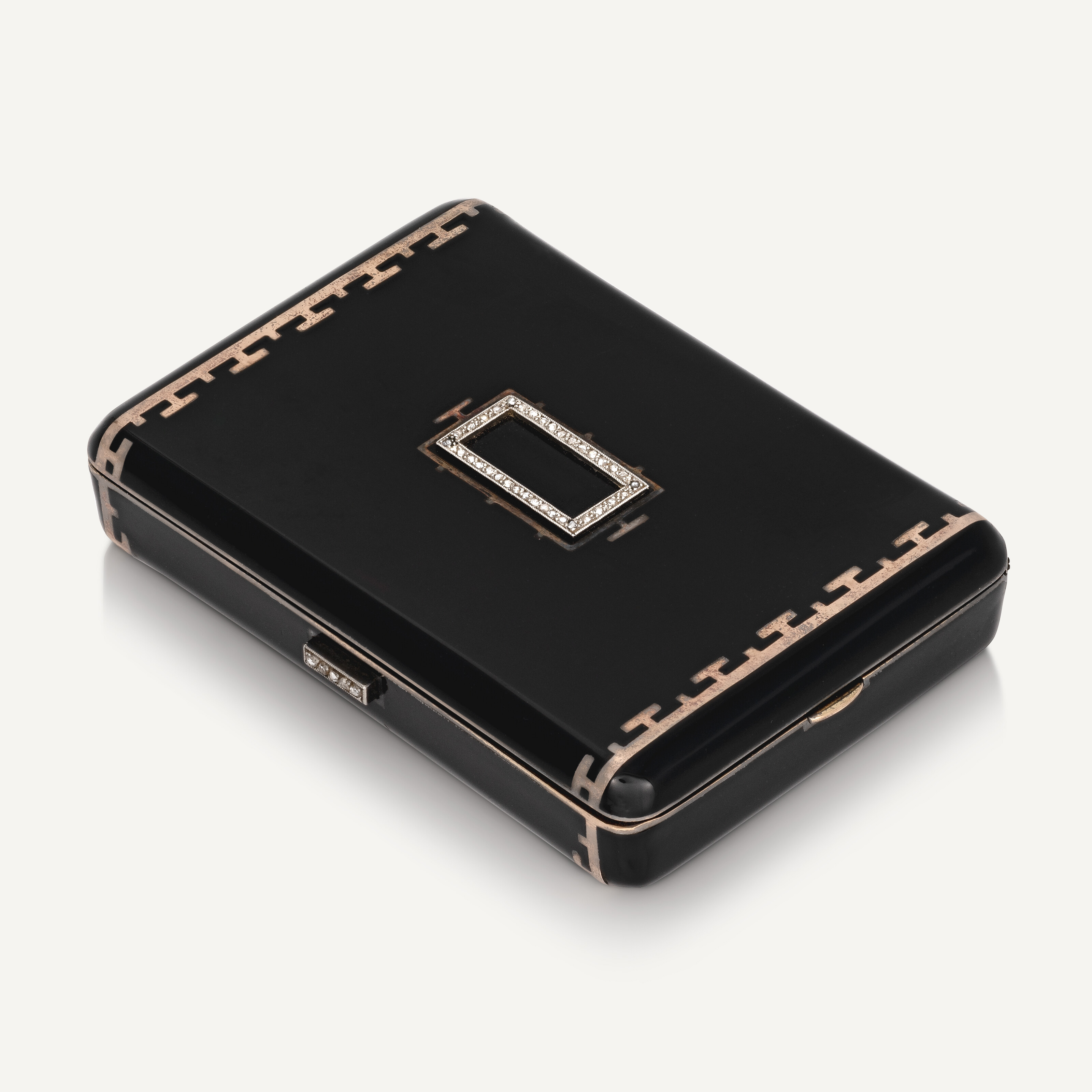NO RESERVE | MARZO ART DECO ENAMEL AND DIAMOND VANITY CASE, | Christie’s