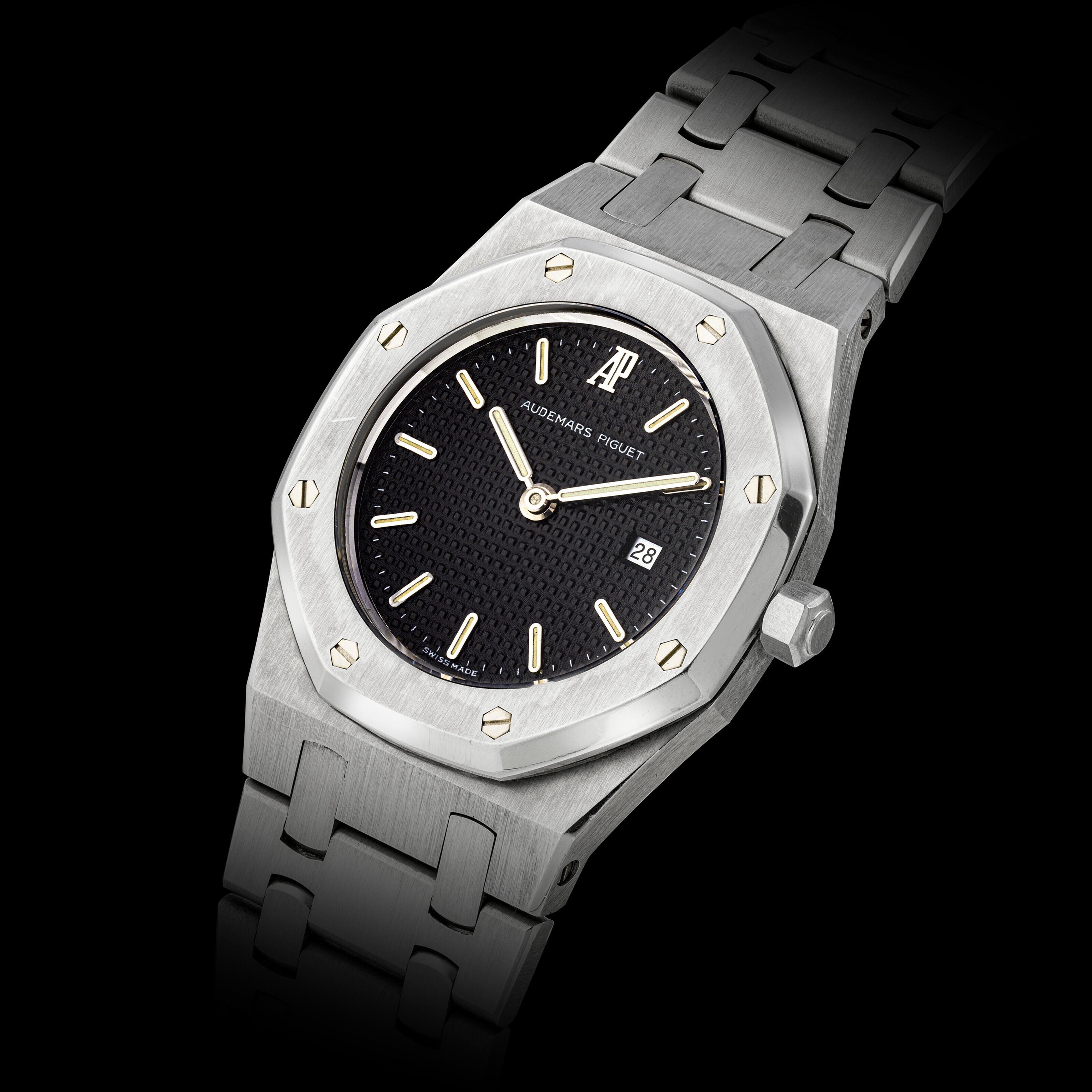 AUDEMARS PIGUET, ROYAL OAK, REF. 56271, CASE NO. D2735 AND 481 | Christie’s