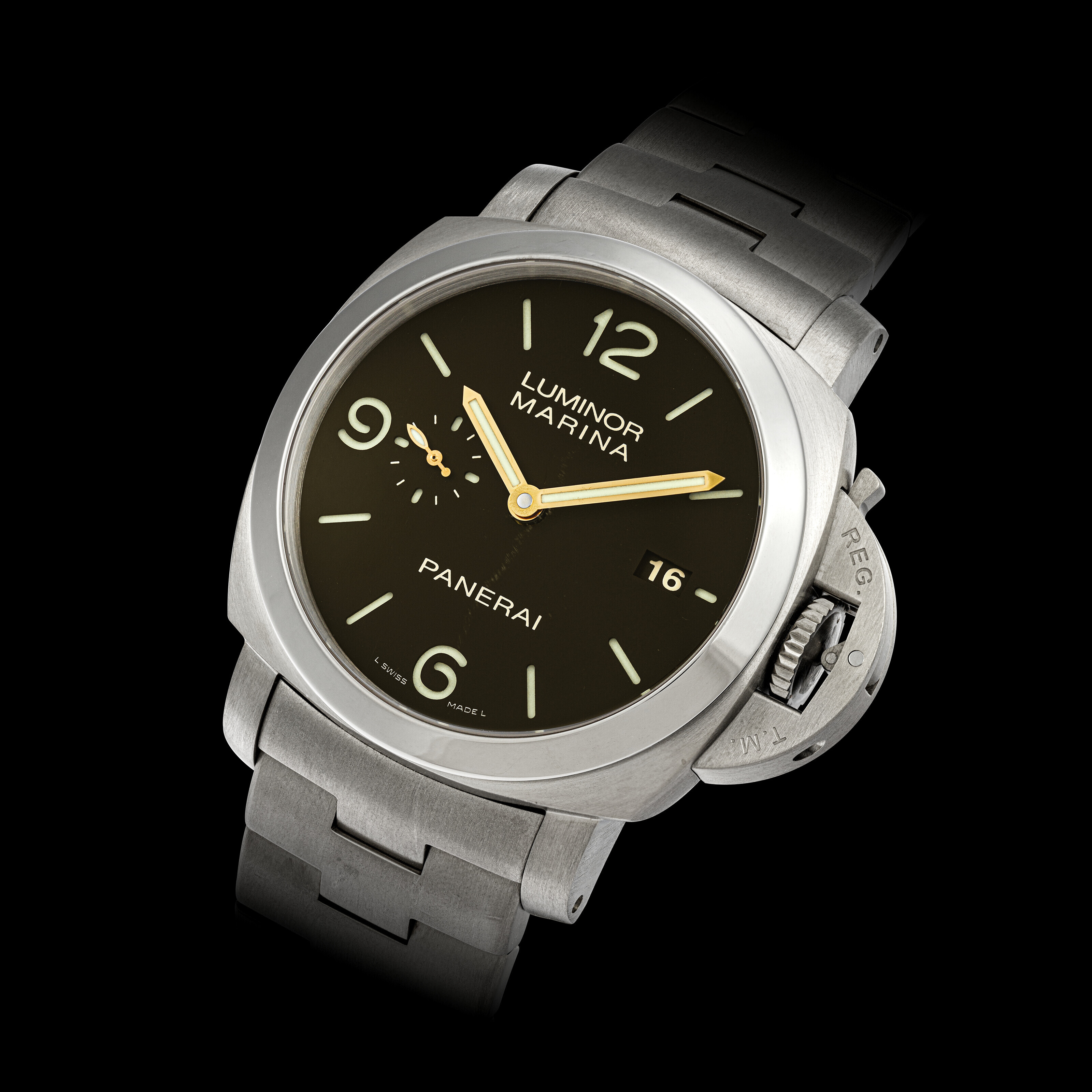PANERAI, LUMINOR, REF. PAM00352, CASE NO. BB1410794 | Christie’s