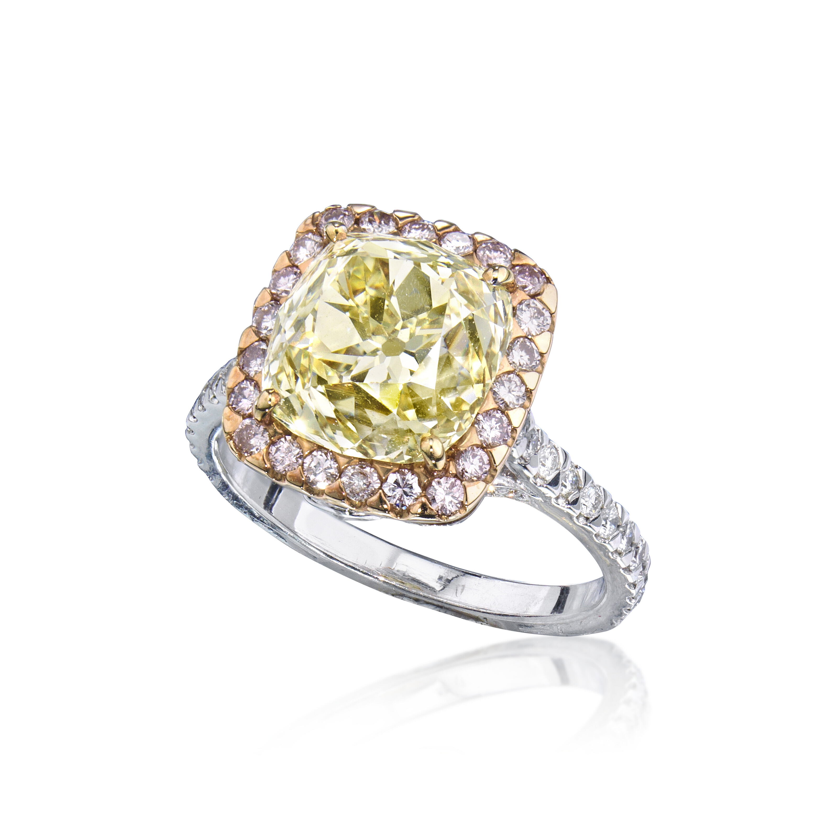 COLOURED DIAMOND AND DIAMOND RING, | Christie’s