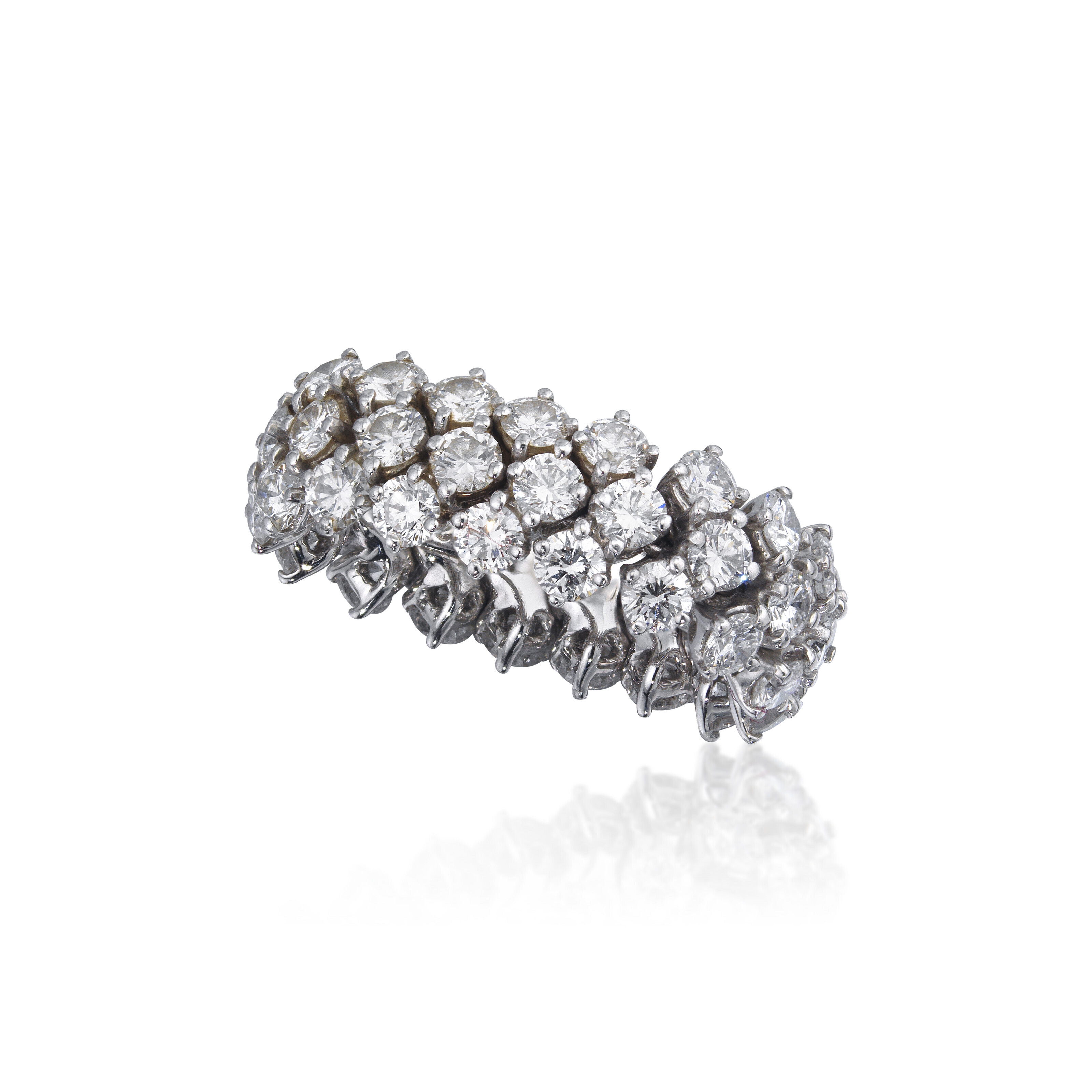 NO RESERVE - HARRY WINSTON DIAMOND ETERNITY RING, | Christie’s
