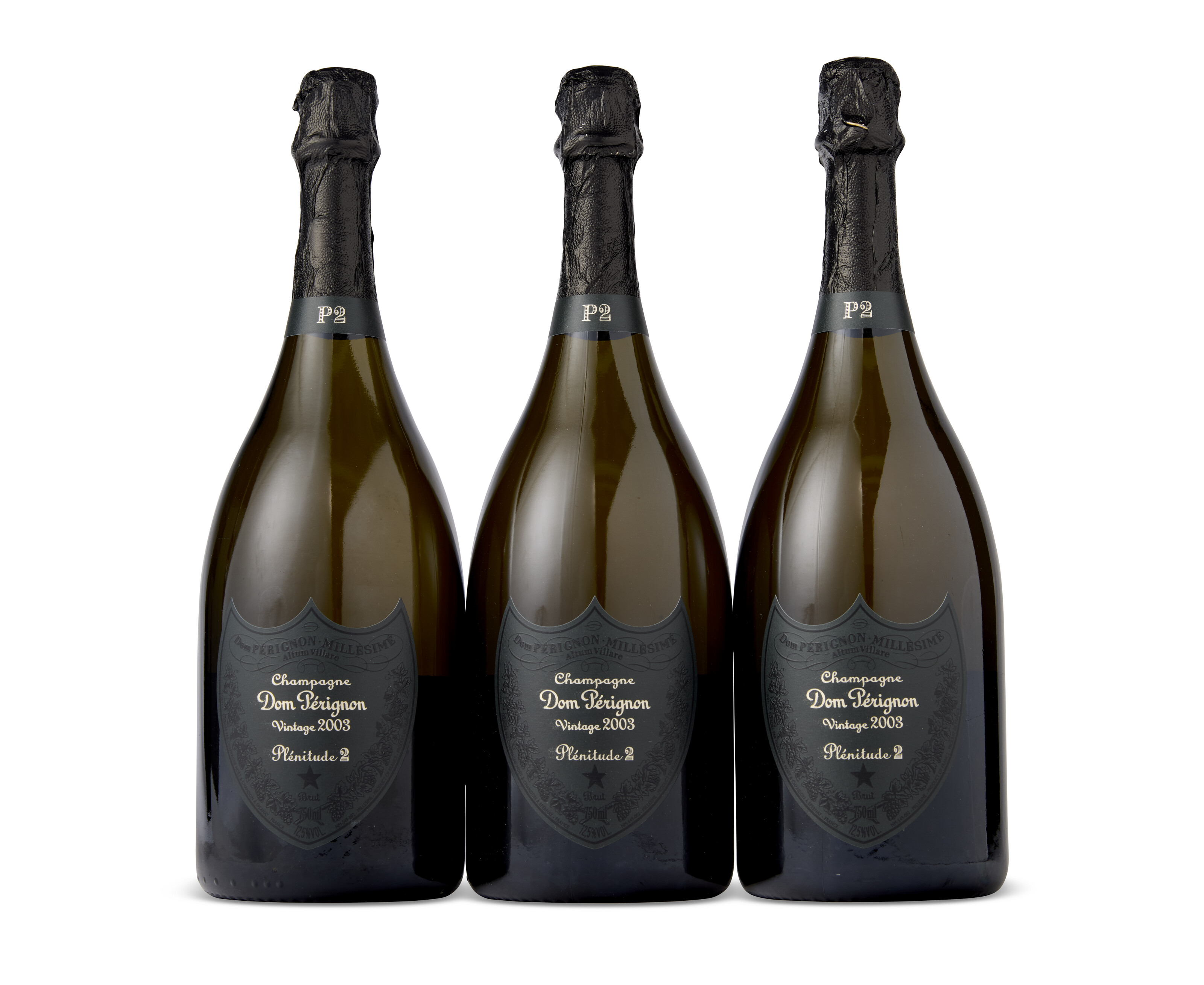 Dom Pérignon, P2 2003, EpernayOriginal presentation cases, velvet bags ...