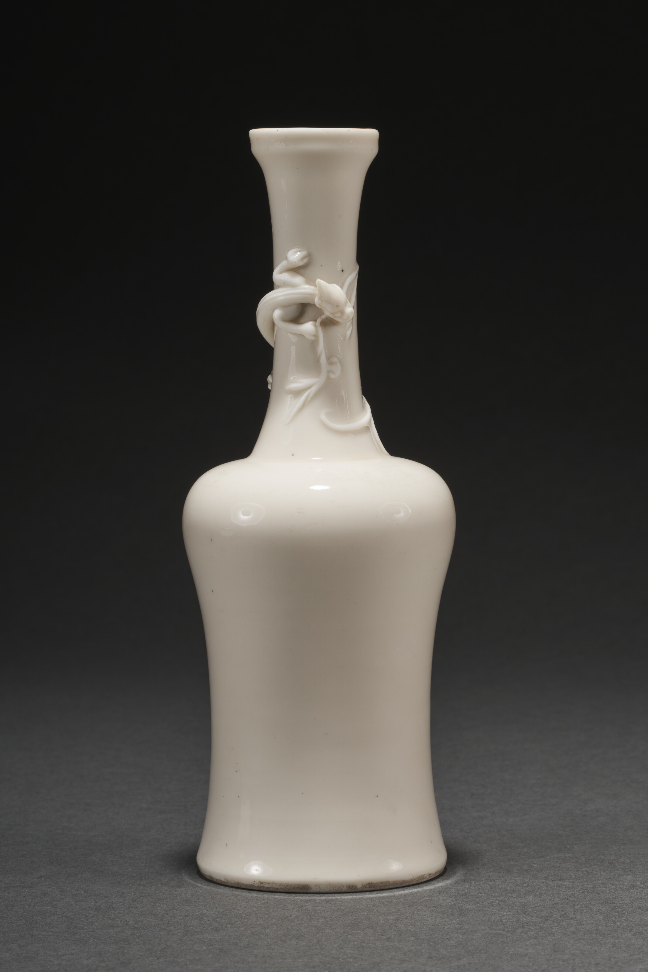 A RARE MOLDED DEHUA ARCHAISTIC GUI-FORM CENSER, 17TH-18TH CENTURY ...