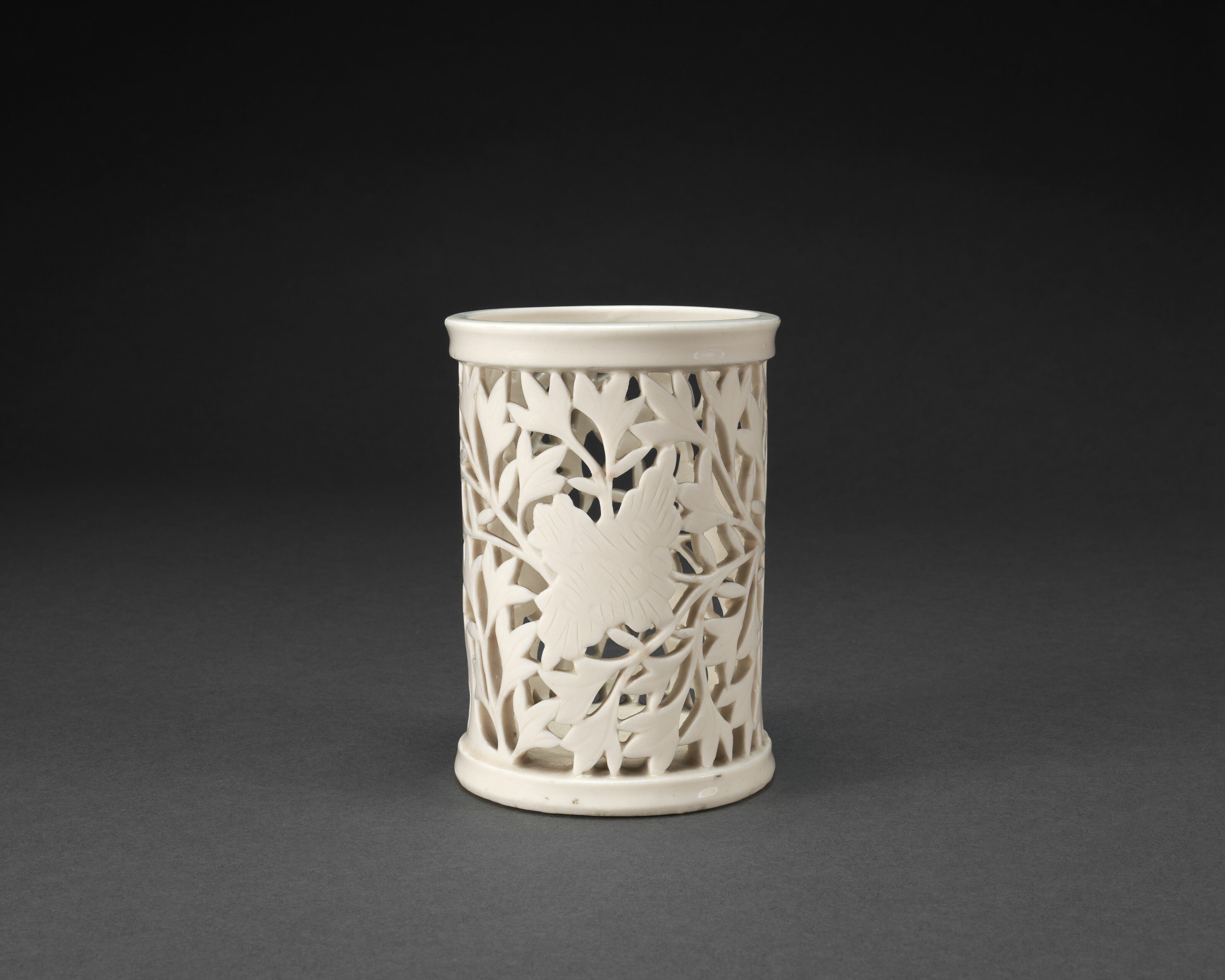 A RARE MOLDED DEHUA ARCHAISTIC GUI-FORM CENSER, 17TH-18TH CENTURY ...