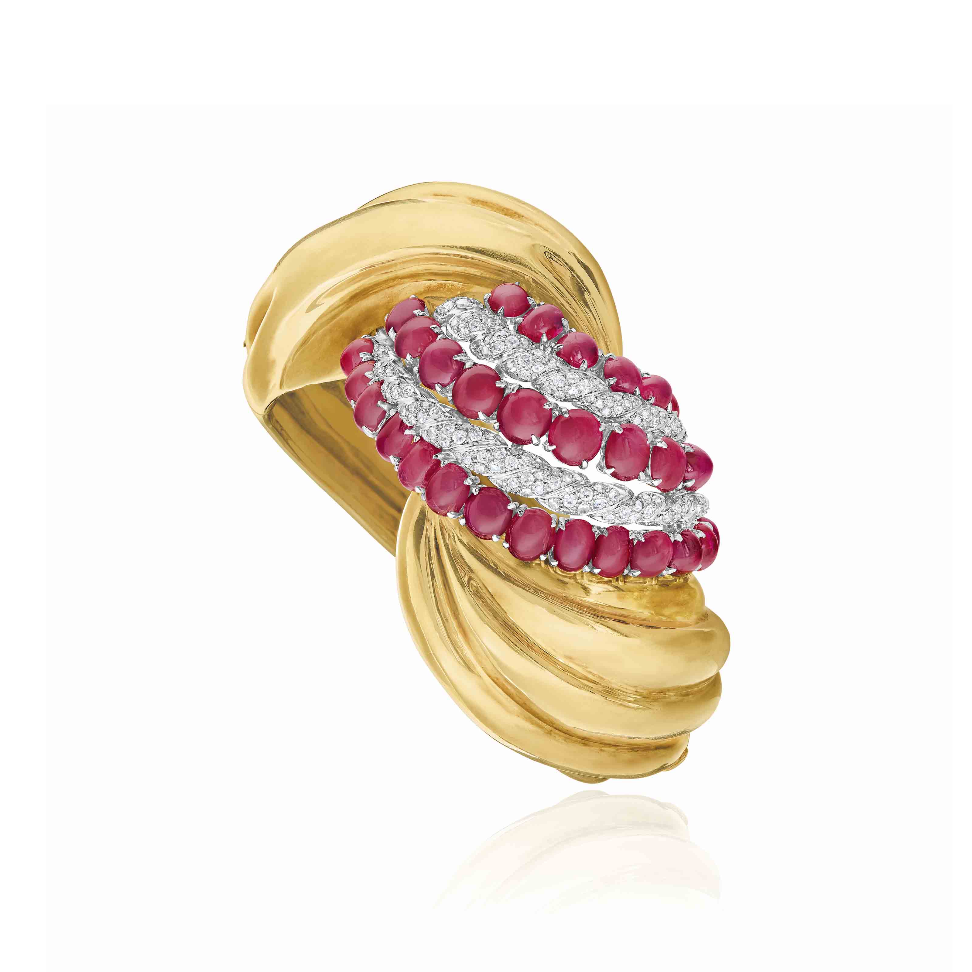 CARTIER RETRO RUBY, DIAMOND AND GOLD BANGLE BRACELET, | Christie’s