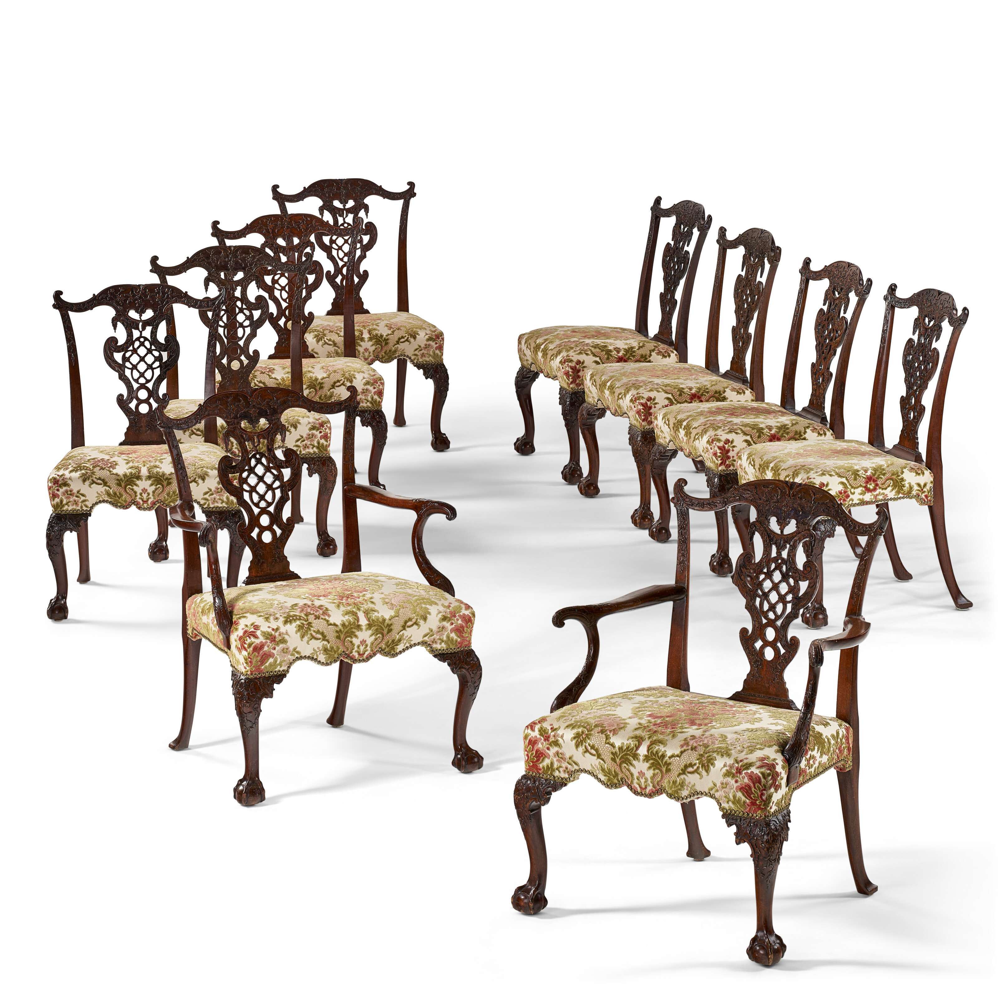 A SET OF GEORGE II MAHOGANY DINING CHAIRS, ONE ARMCHAIR AND SIX SIDE ...