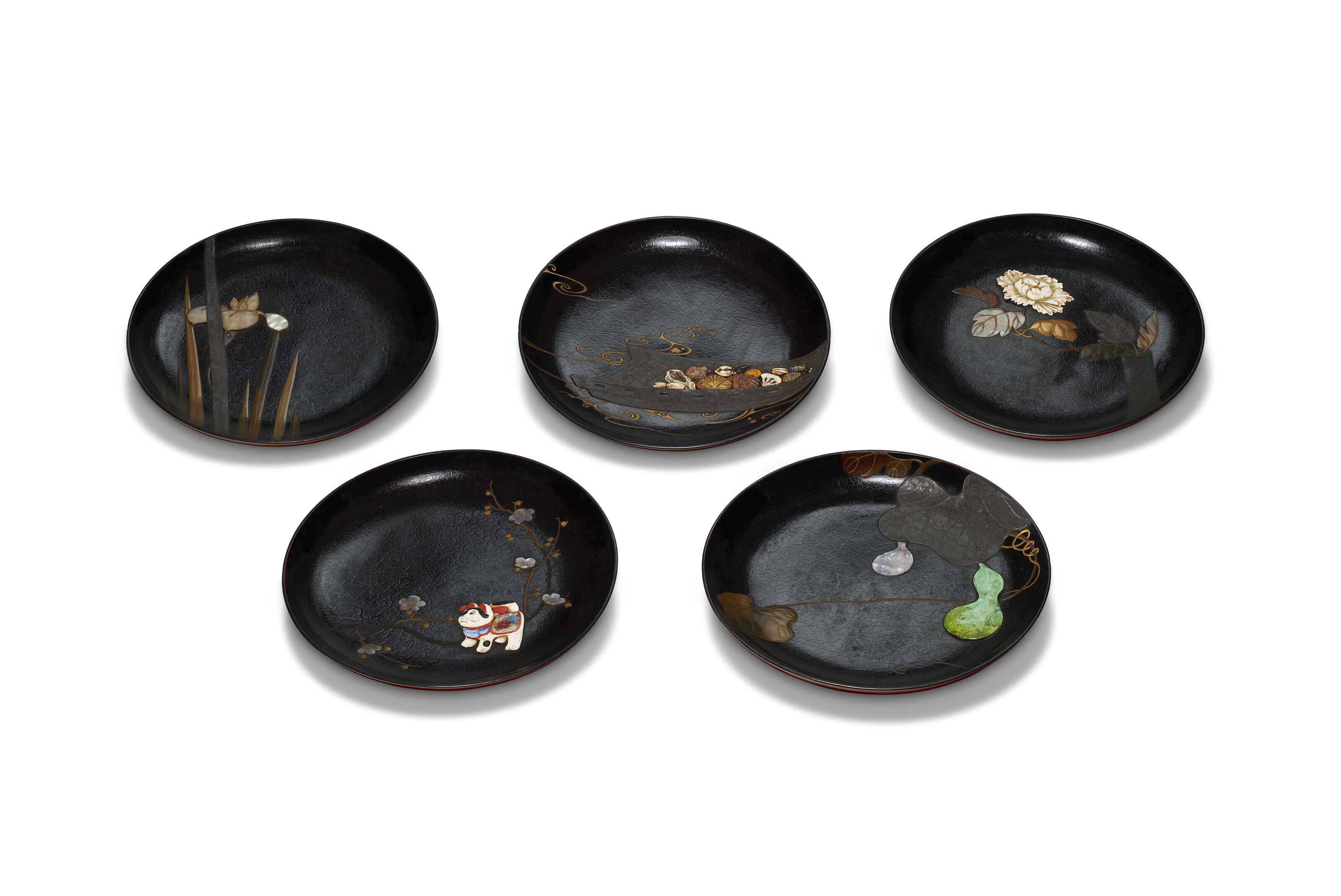 A SET OF FIVE LACQUER DISHES, MEIJI PERIOD (LATE 19TH CENTURY ...