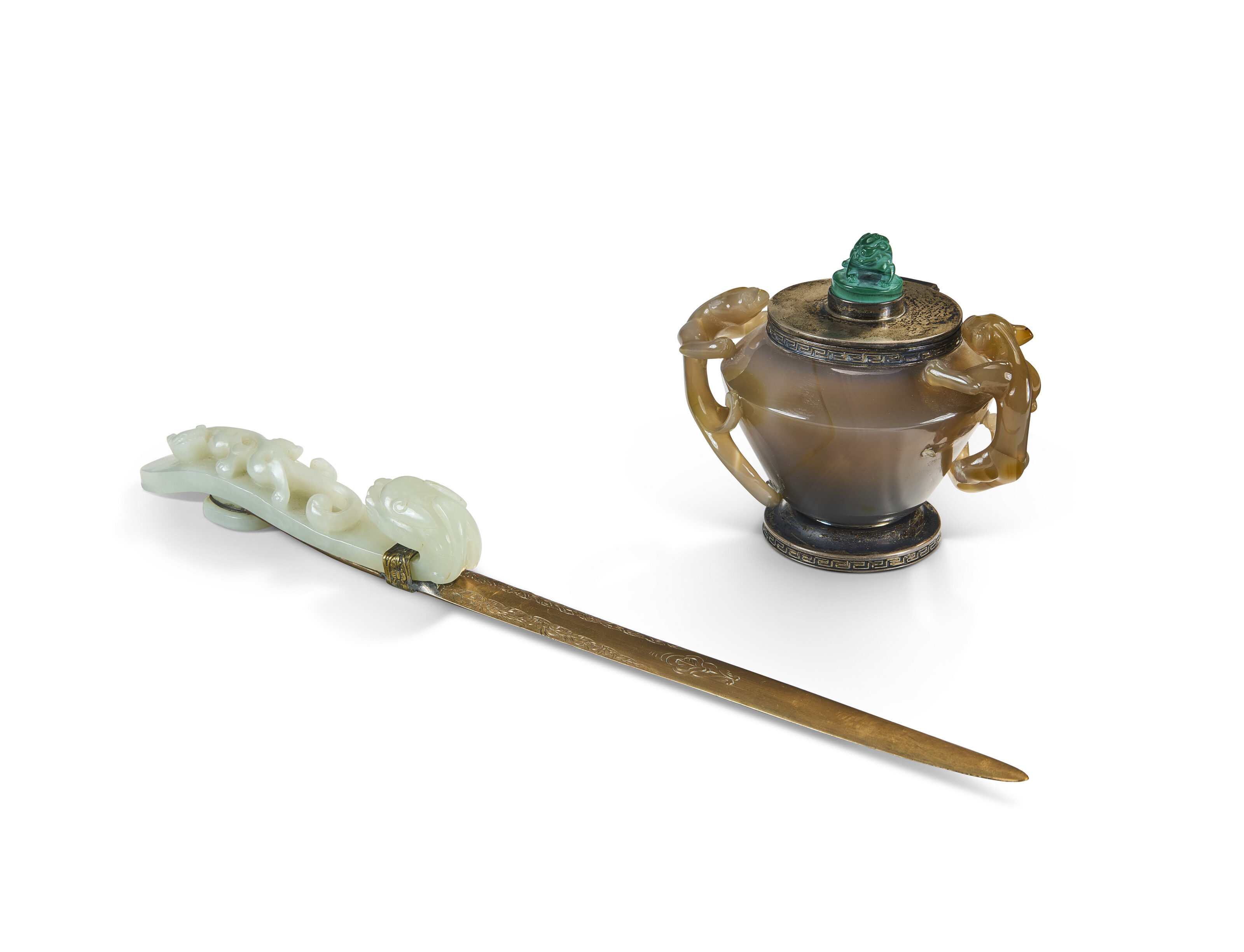 A SMALL SILVER-MOUNTED AGATE INKWELL, CHINA, LATE QING DYNASTY | Christie’s