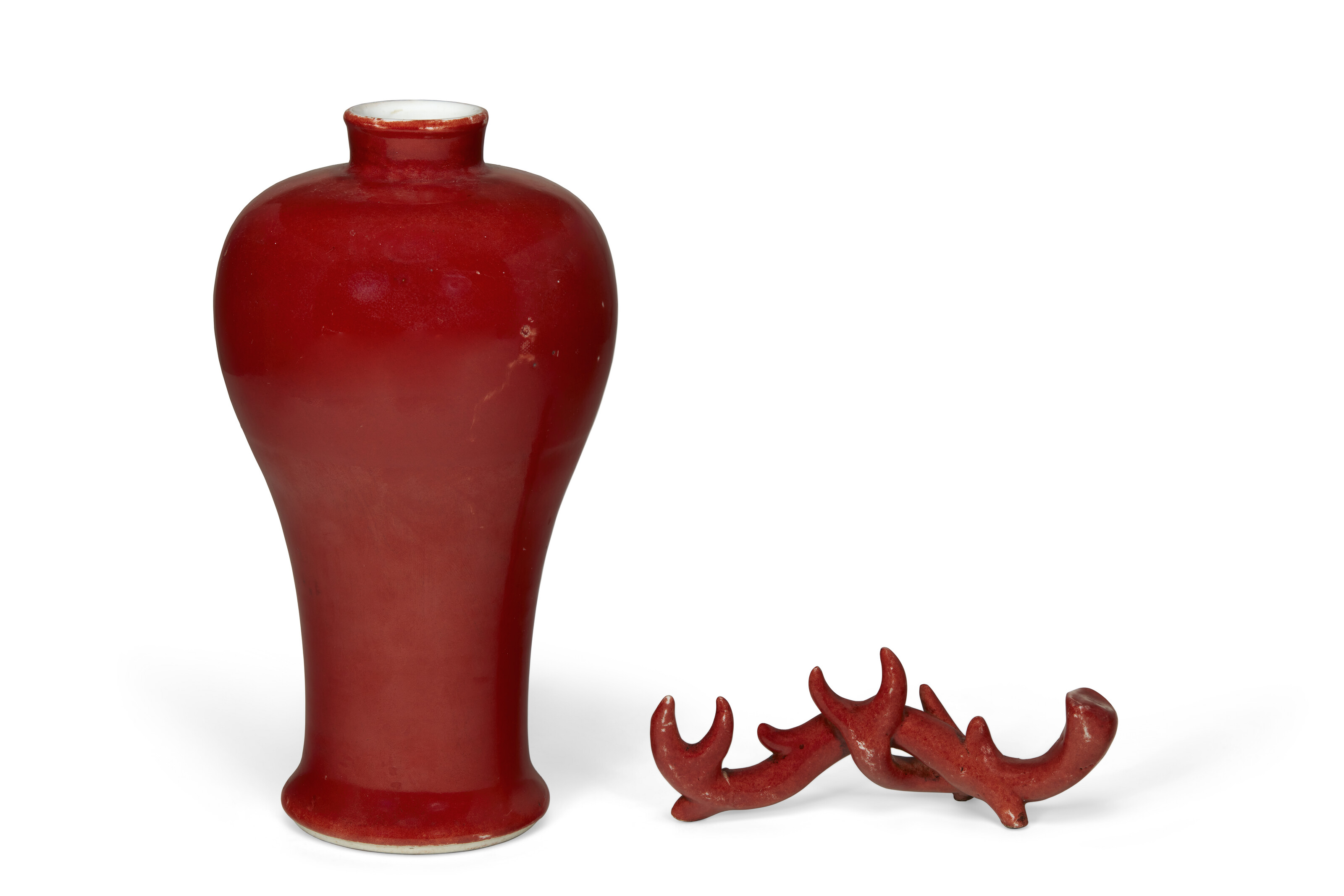 AN ENAMELED CORAL-FORM BRUSHREST, 18TH-19TH CENTURY | Christie’s