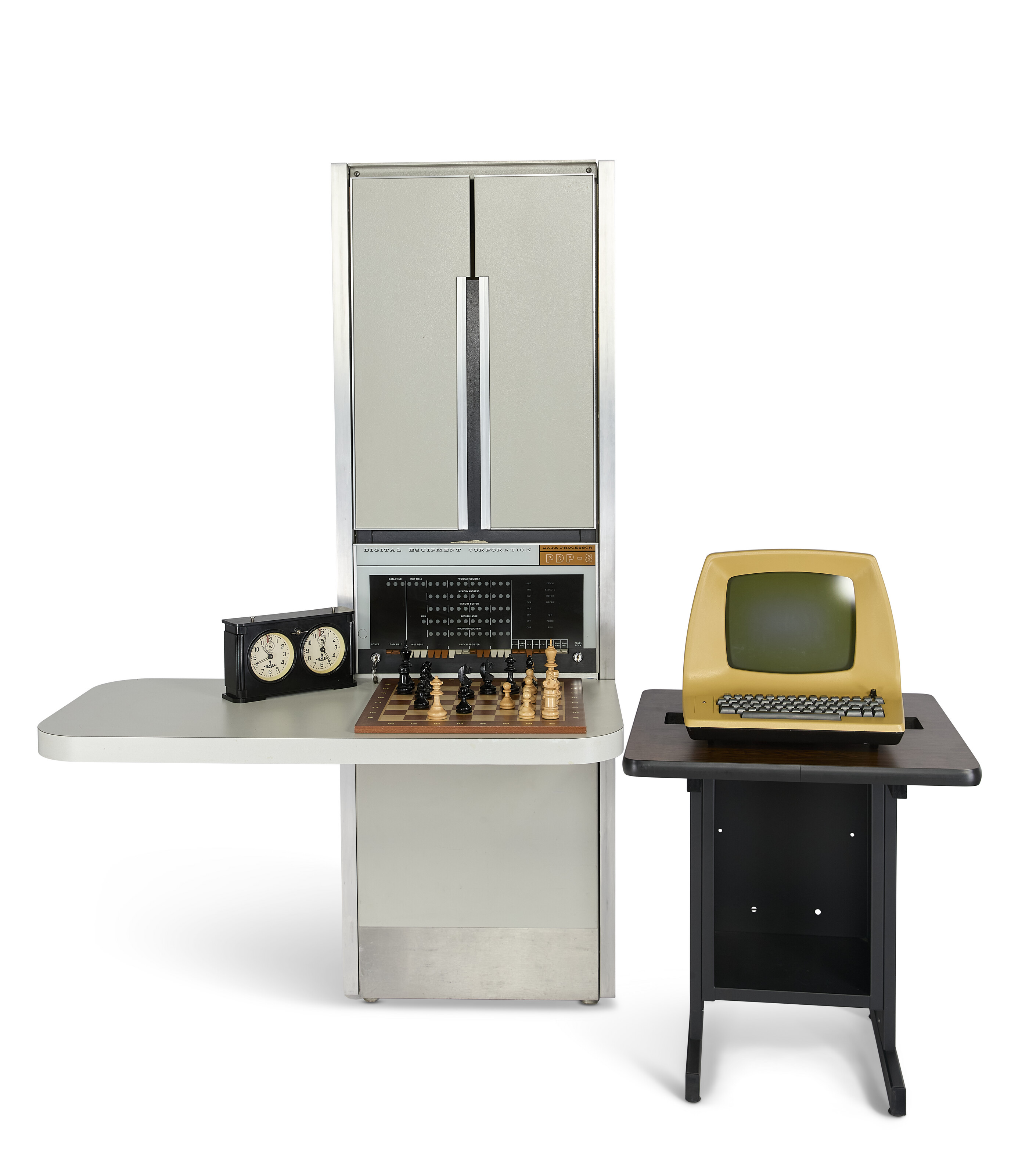 A PDP-8 MINICOMPUTER AND CHESS SET, DIGITAL EQUIPMENT CORPORATION, 1965 | Christie’s