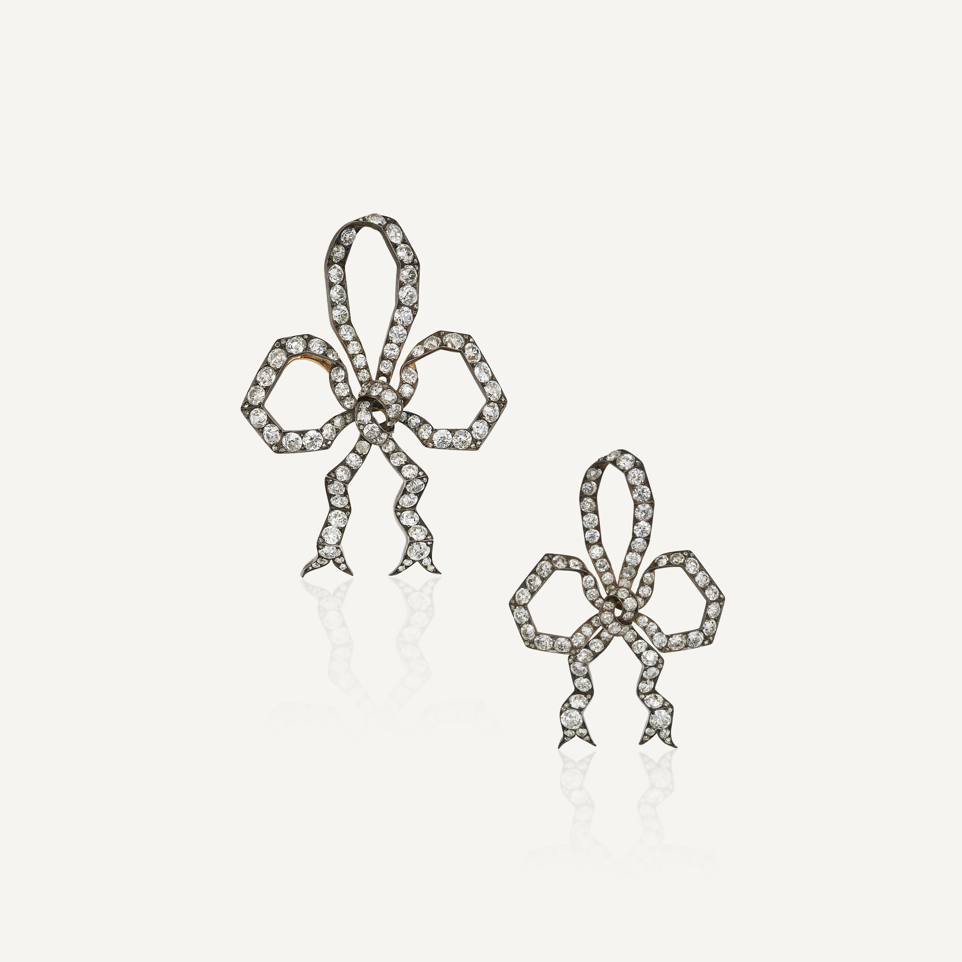 BAPST ET FALIZE MILIEU DU XIXÈME SIÈCLE ENSEMBLE DE DEUX BROCHES 'NOEUD ...