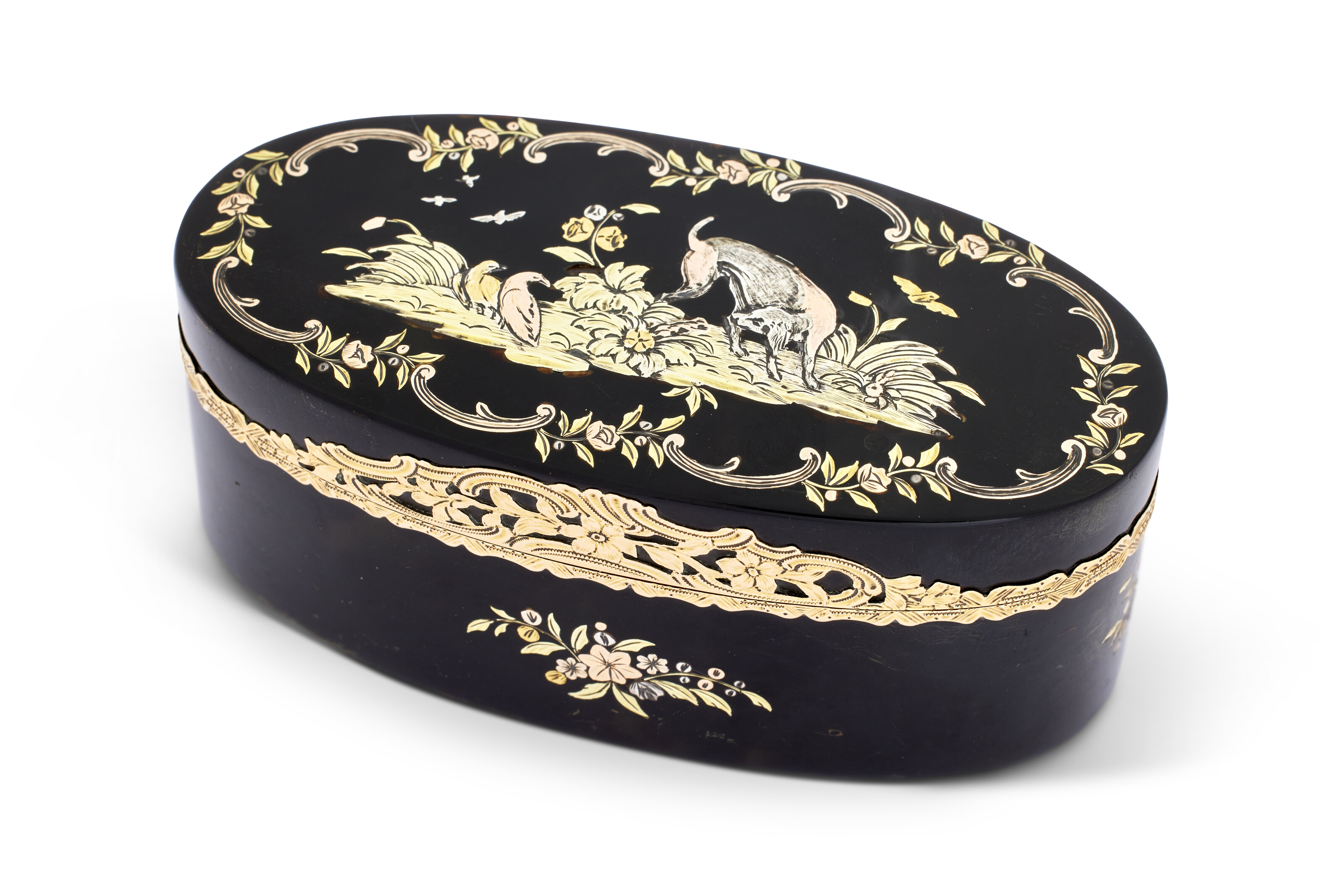 TABATIÈRE D'ÉPOQUE LOUIS XV EN ÉCAILLE DE TORTUE ET EN OR PIQUÉ POSÉ DE ...