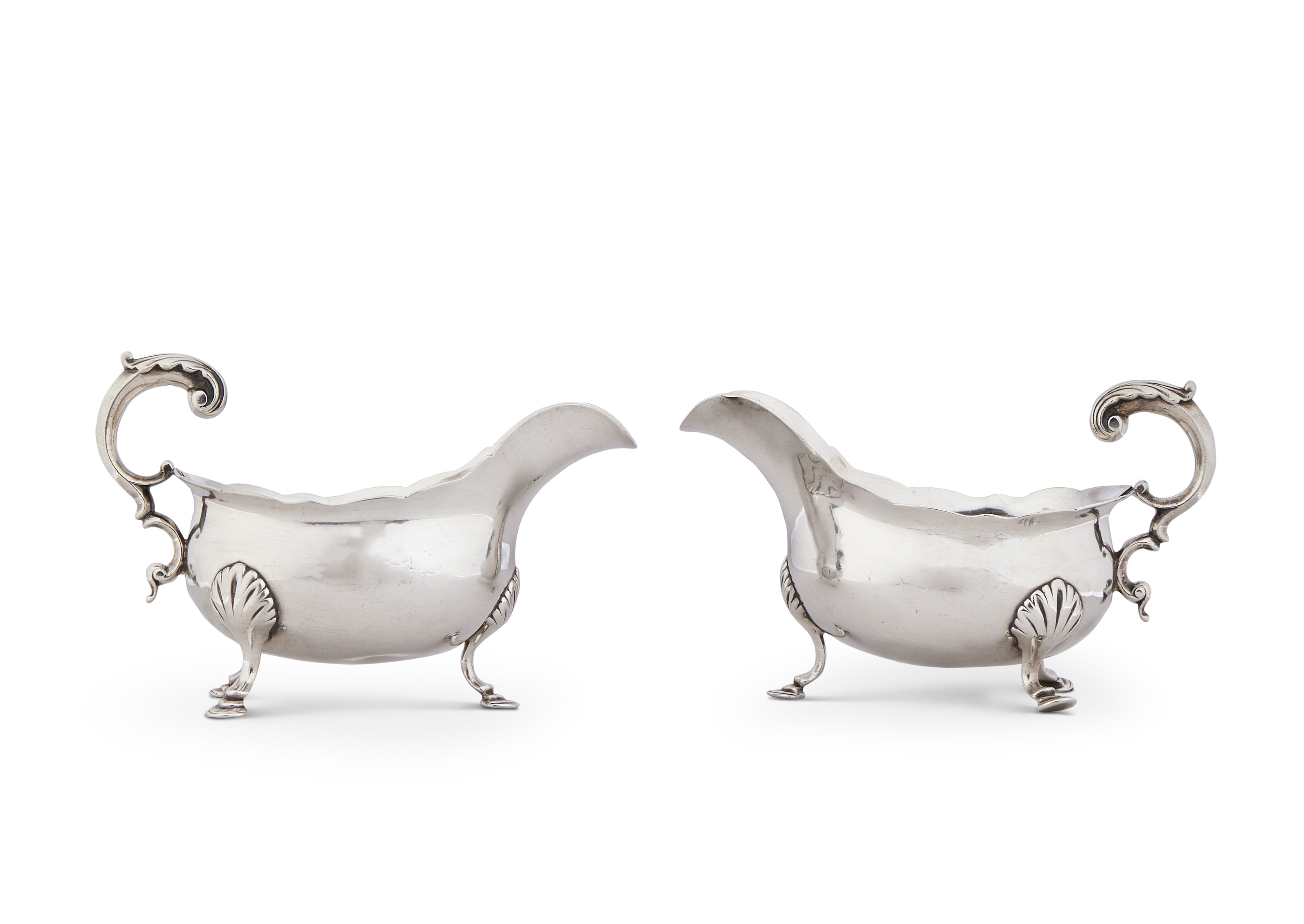 PAIRE DE SAUCIÈRES EN ARGENT D’ÉPOQUE GEORGE II, PAR WILLIAM SKEEN ...