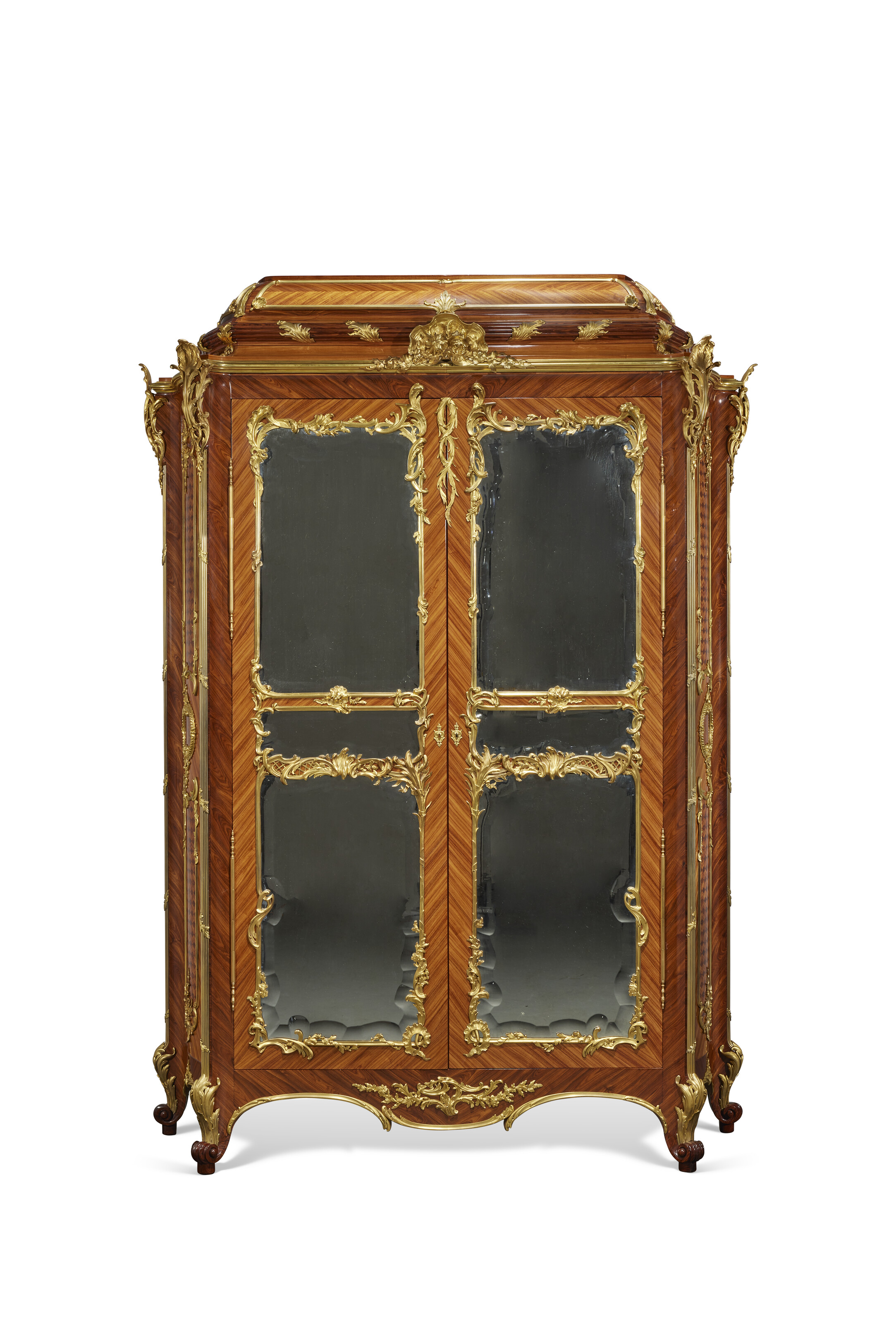 ARMOIRE DE STYLE LOUIS XV, SIGNATURE DE GAUTIER ET BENOIT, FIN DU XIXE ...