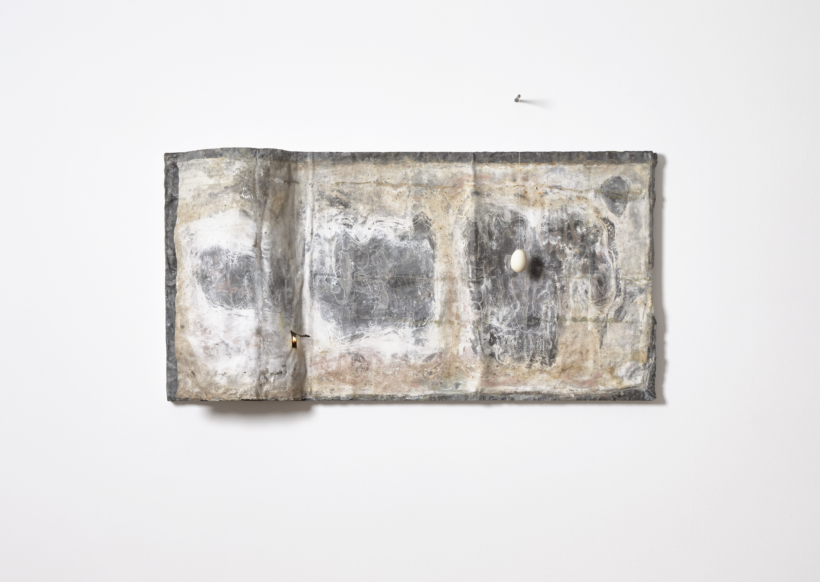 Pier Paolo Calzolari (né en 1943), Sans titre | Christie’s