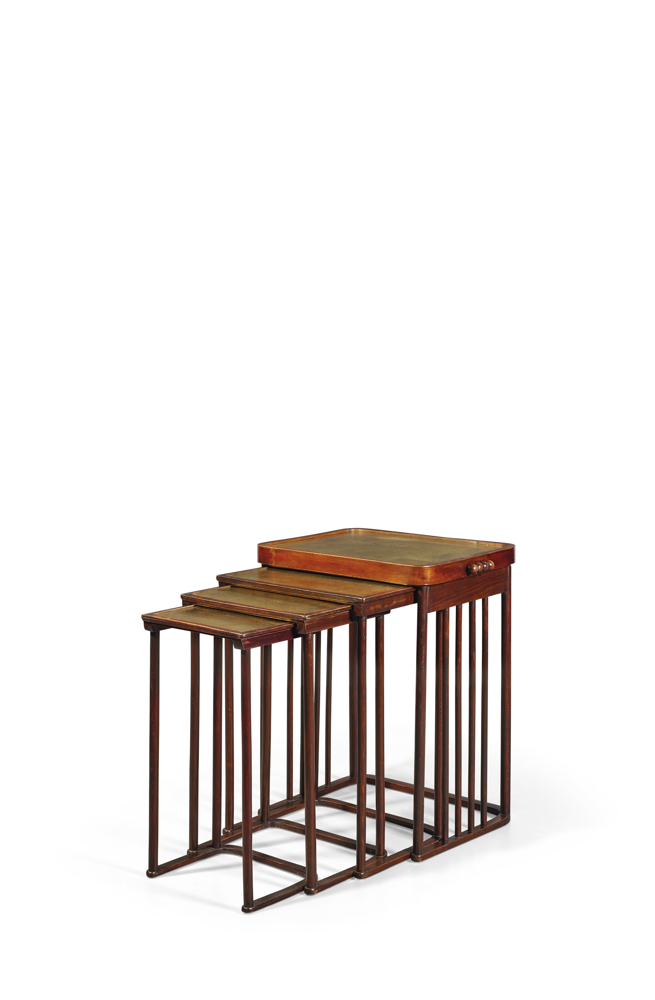 JOSEF HOFFMANN (1870-1957), Ensemble de quatre tables gigognes 'N. 986 ...